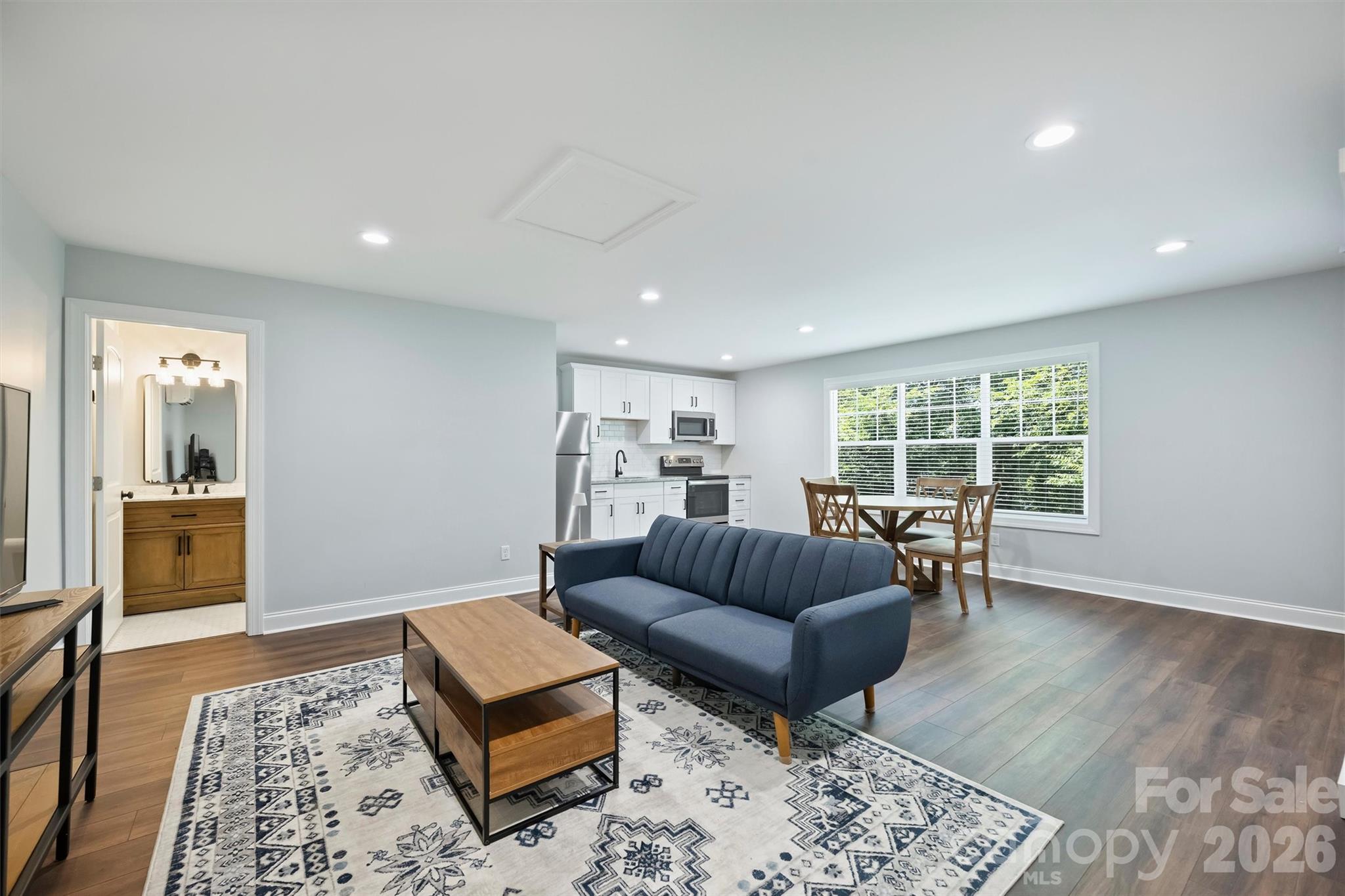 Photo 37 of 1617 Hawthorne Lane, Charlotte, NC