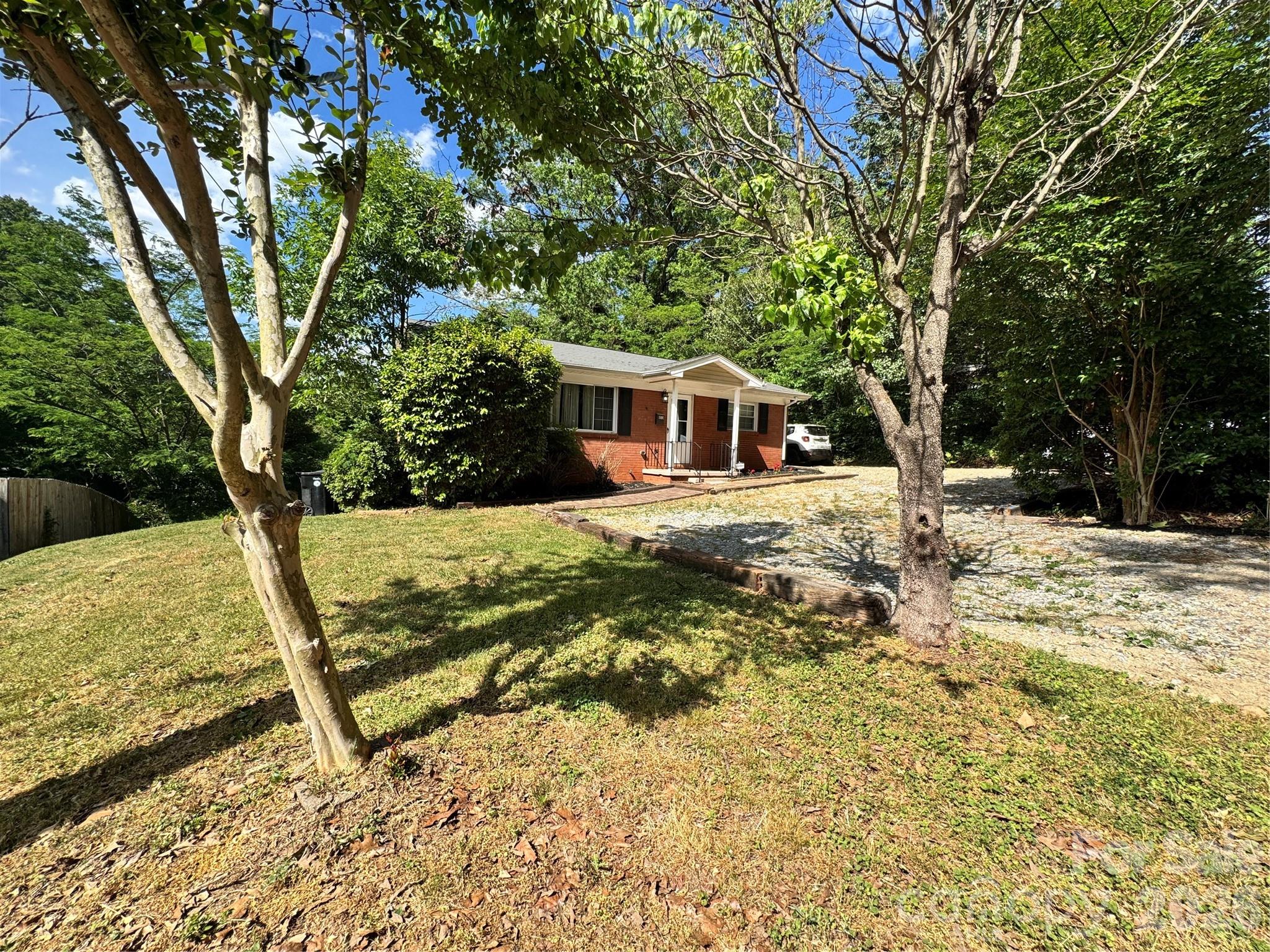 153 American Avenue NE, Concord, NC - photo 5 of 42