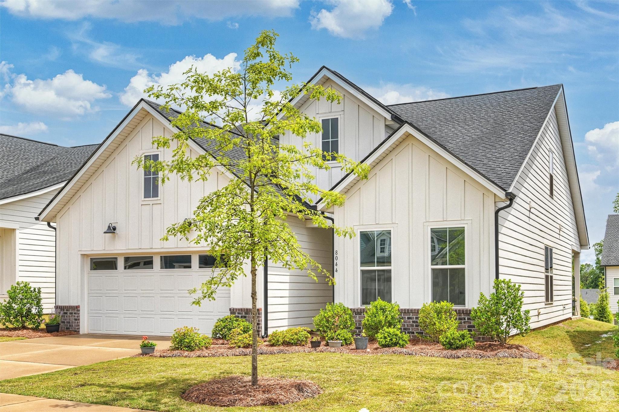 Photo 2 of 8044 Brookbank Drive, Charlotte, NC