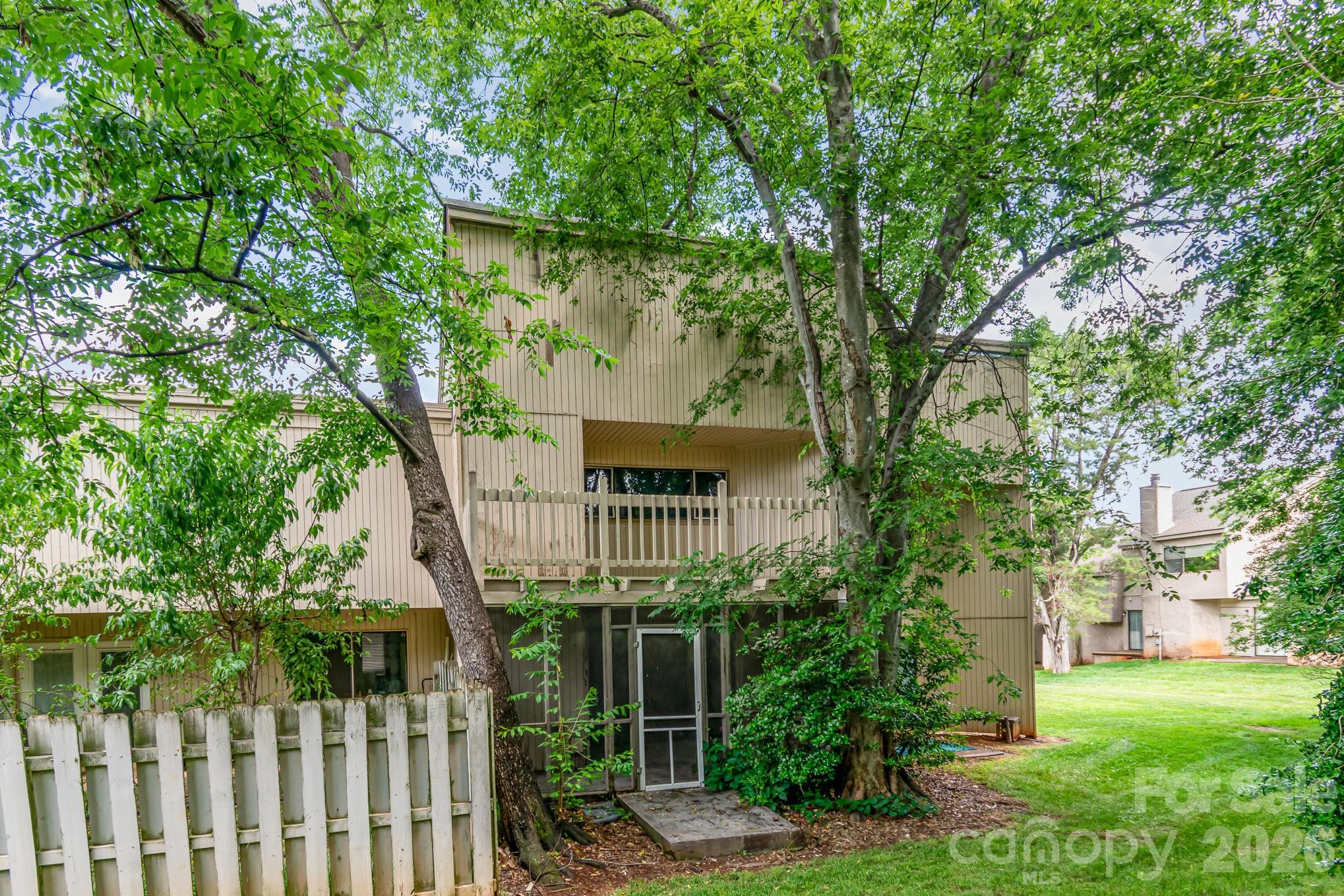 Photo 22 of 8005 Horse Chestnut Lane, Charlotte, NC