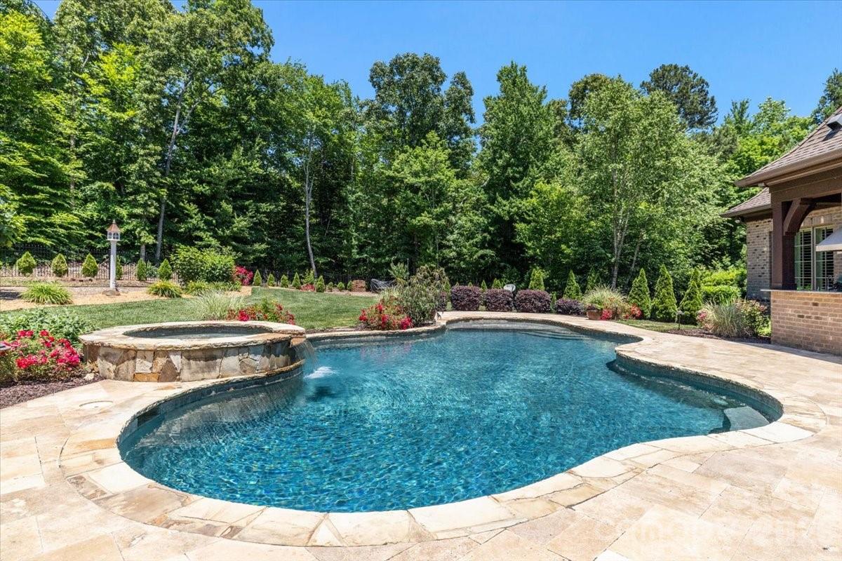 8100 Skye Lochs Drive, Waxhaw, NC - photo 30 of 42
