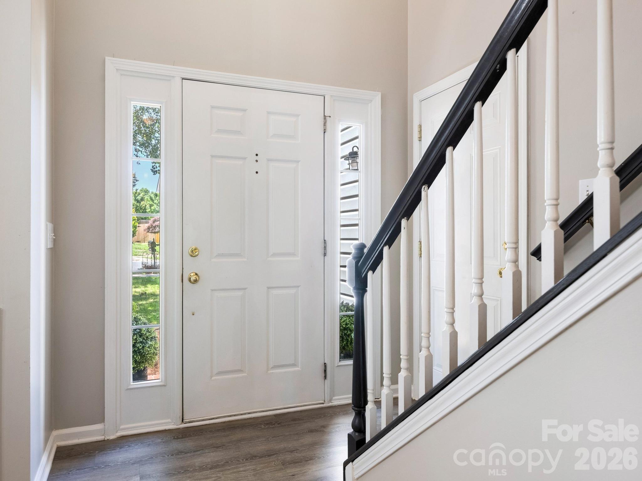 Photo 3 of 6208 Harburn Forest Drive, Charlotte, NC