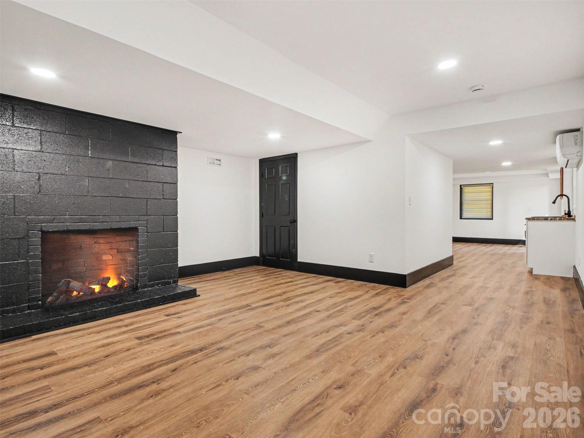 Photo 44 of 1831 Elizabeth Oaks Avenue, Charlotte, NC