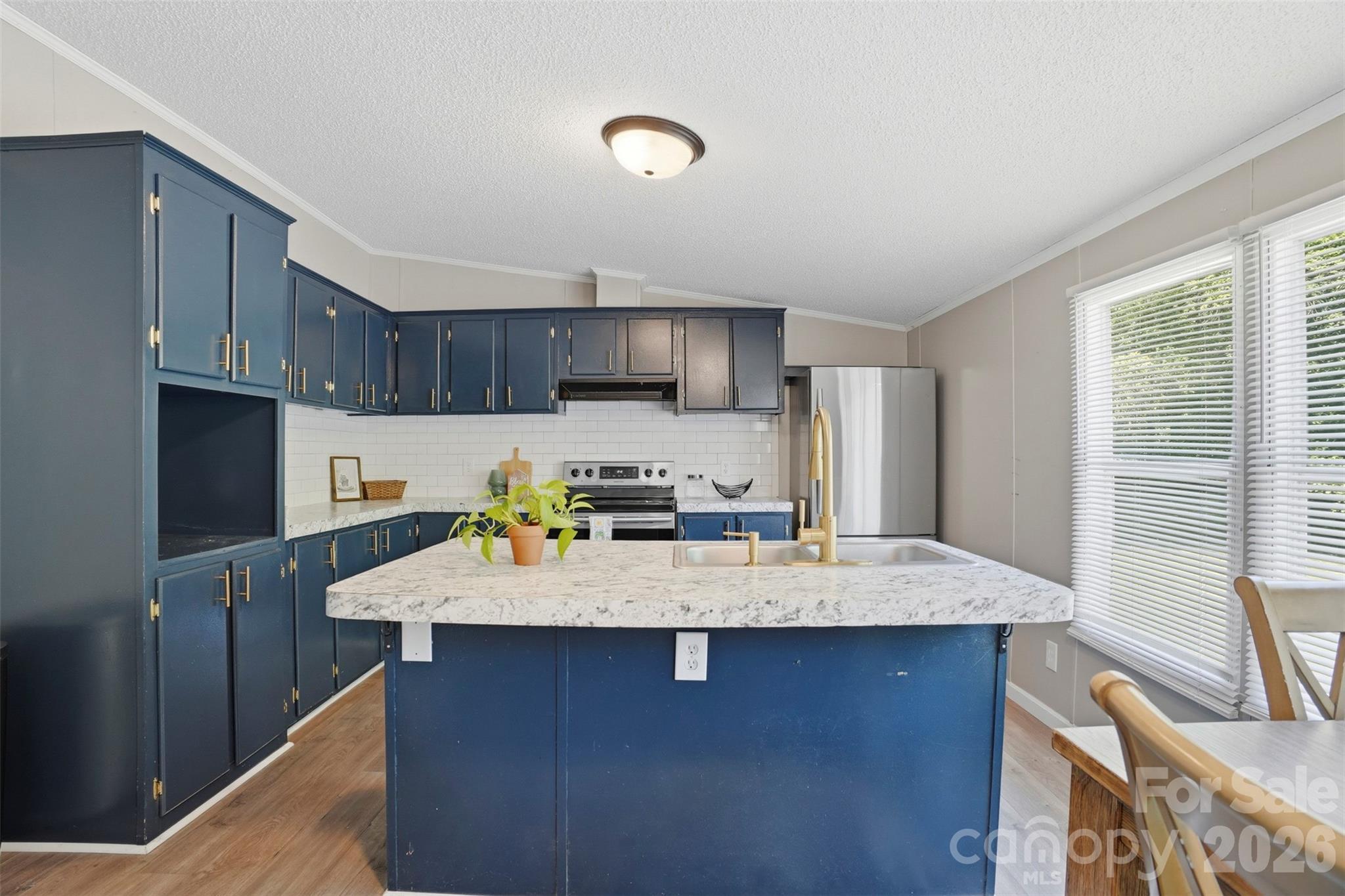 Photo 4 of 8755 Carroll Street, Hickory, NC
