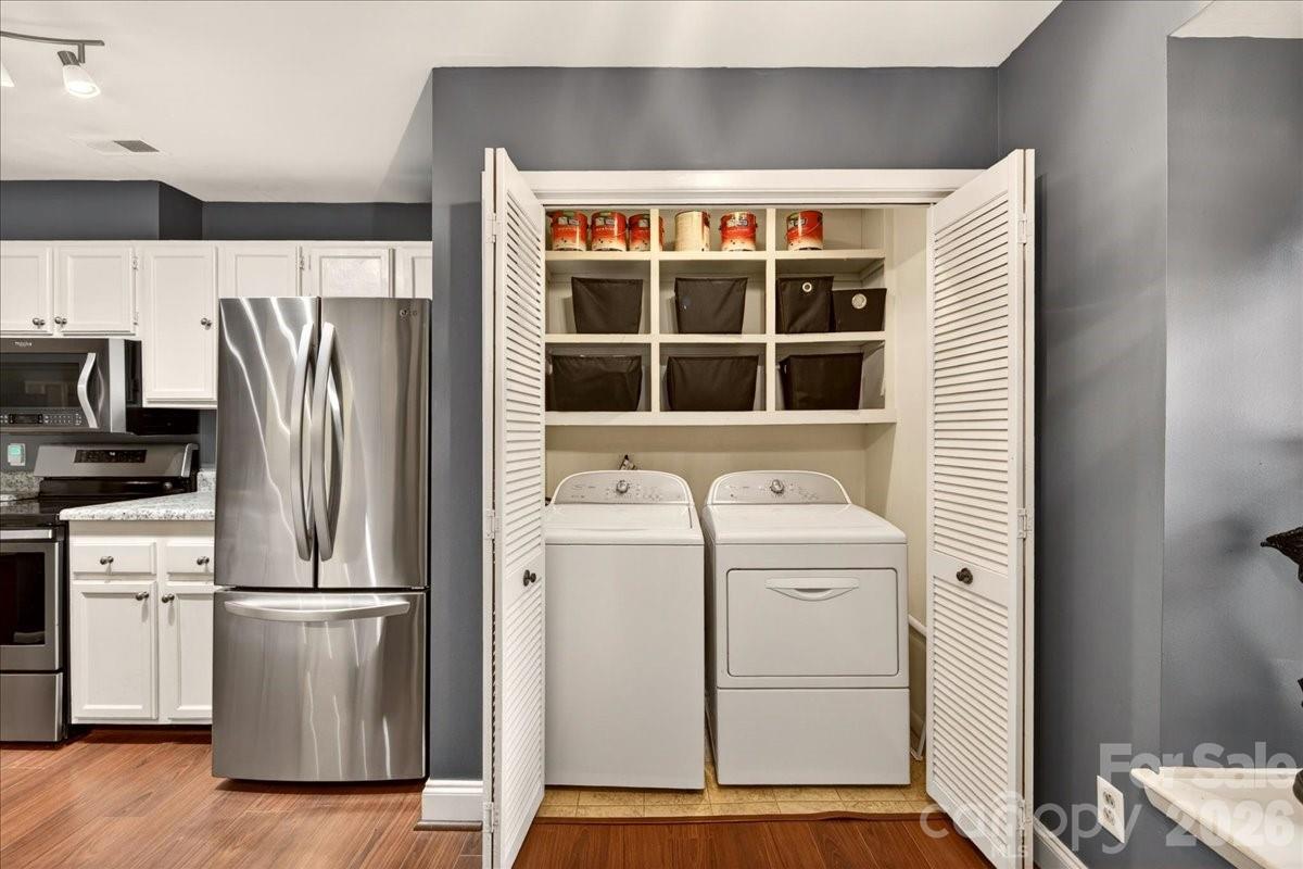 Photo 9 of 830 Sardis Cove Drive, Charlotte, NC
