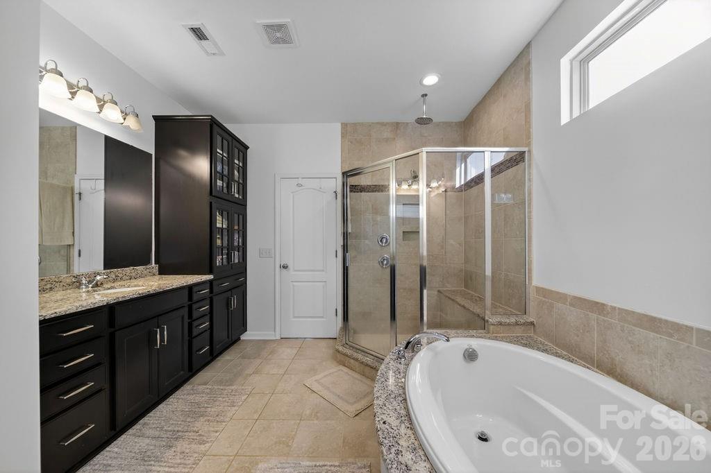 Photo 21 of 11033 Crane Creek Drive, Charlotte, NC