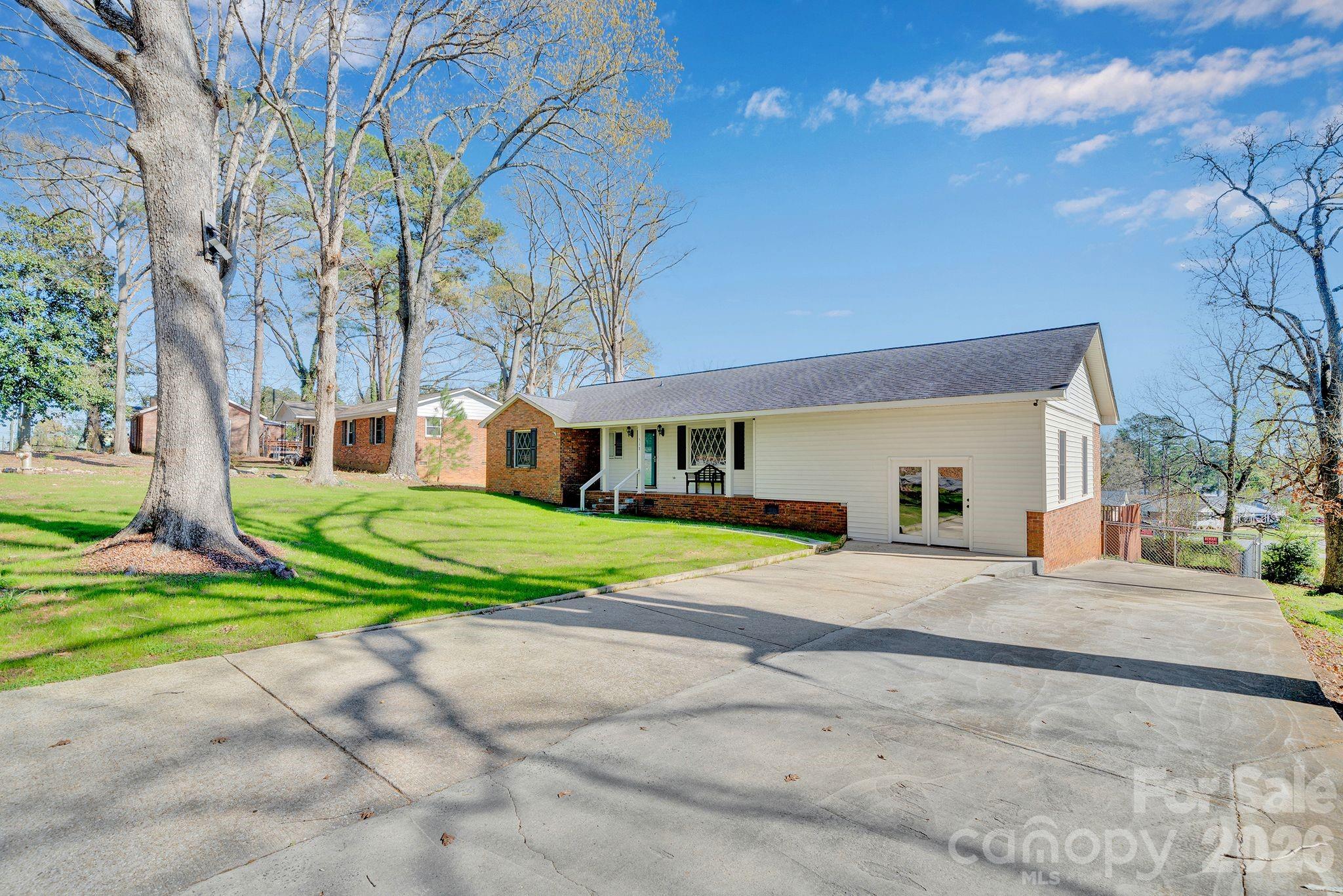 Photo 4 of 518 Melton Street, Chester, SC
