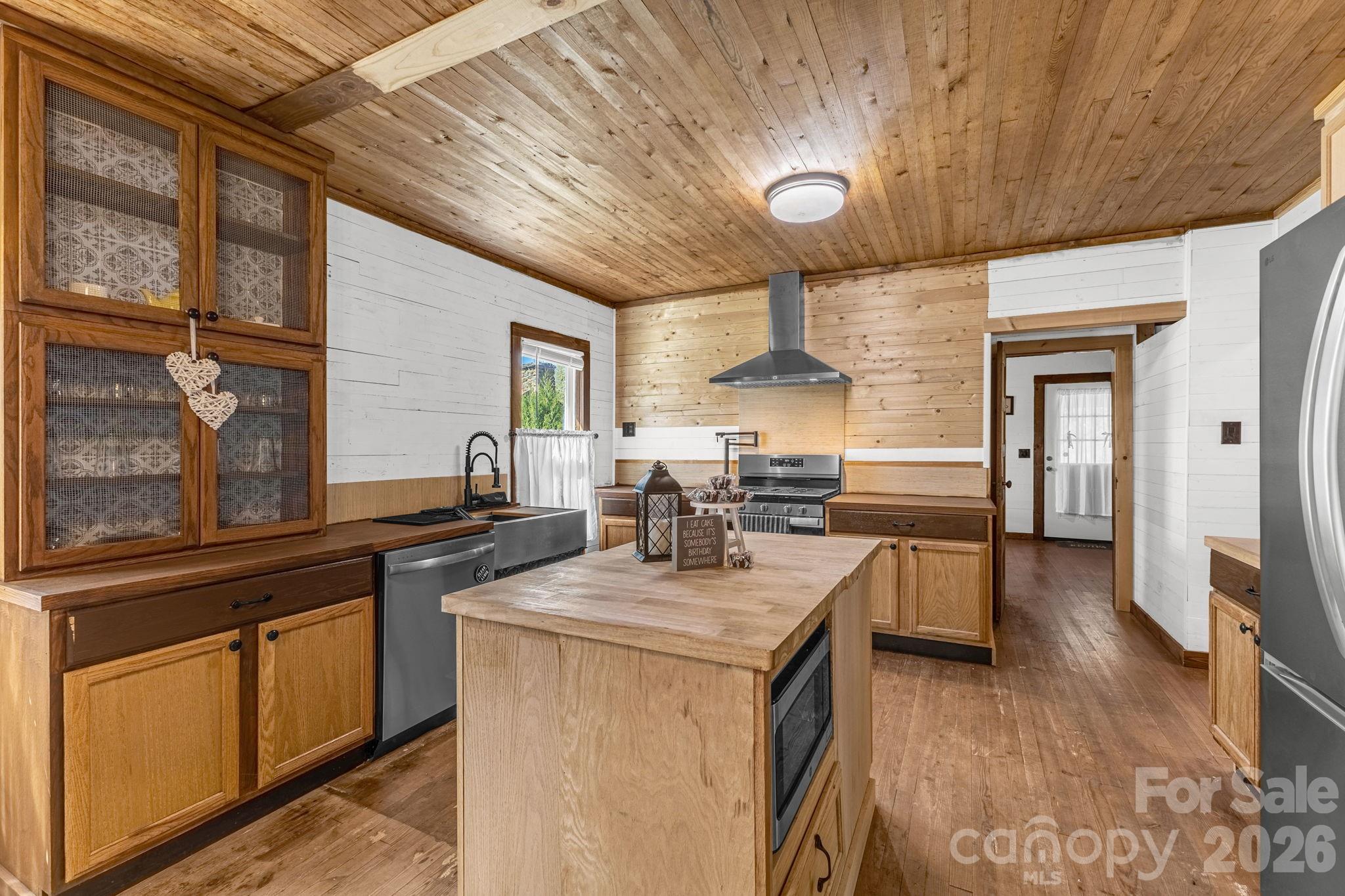 98 Poplar Springs Road, Hiddenite, NC - photo 16 of 38