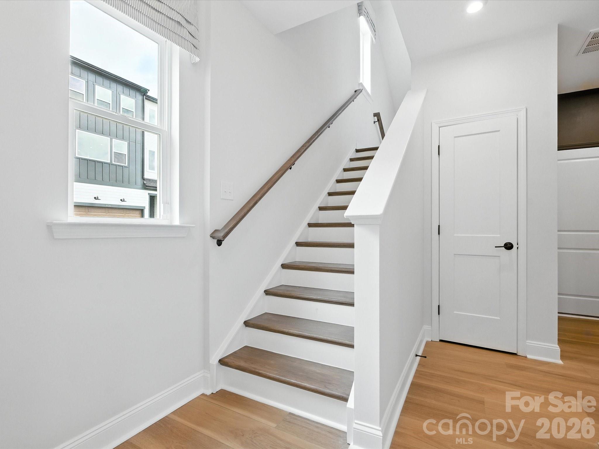 Photo 10 of 7937 Cedarsmith Court, Charlotte, NC