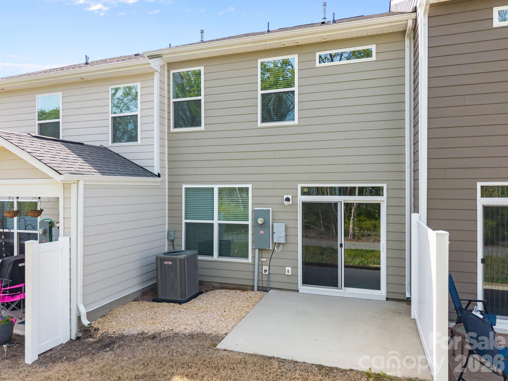3950 Rothwood Lane, Harrisburg, NC - photo 7 of 45