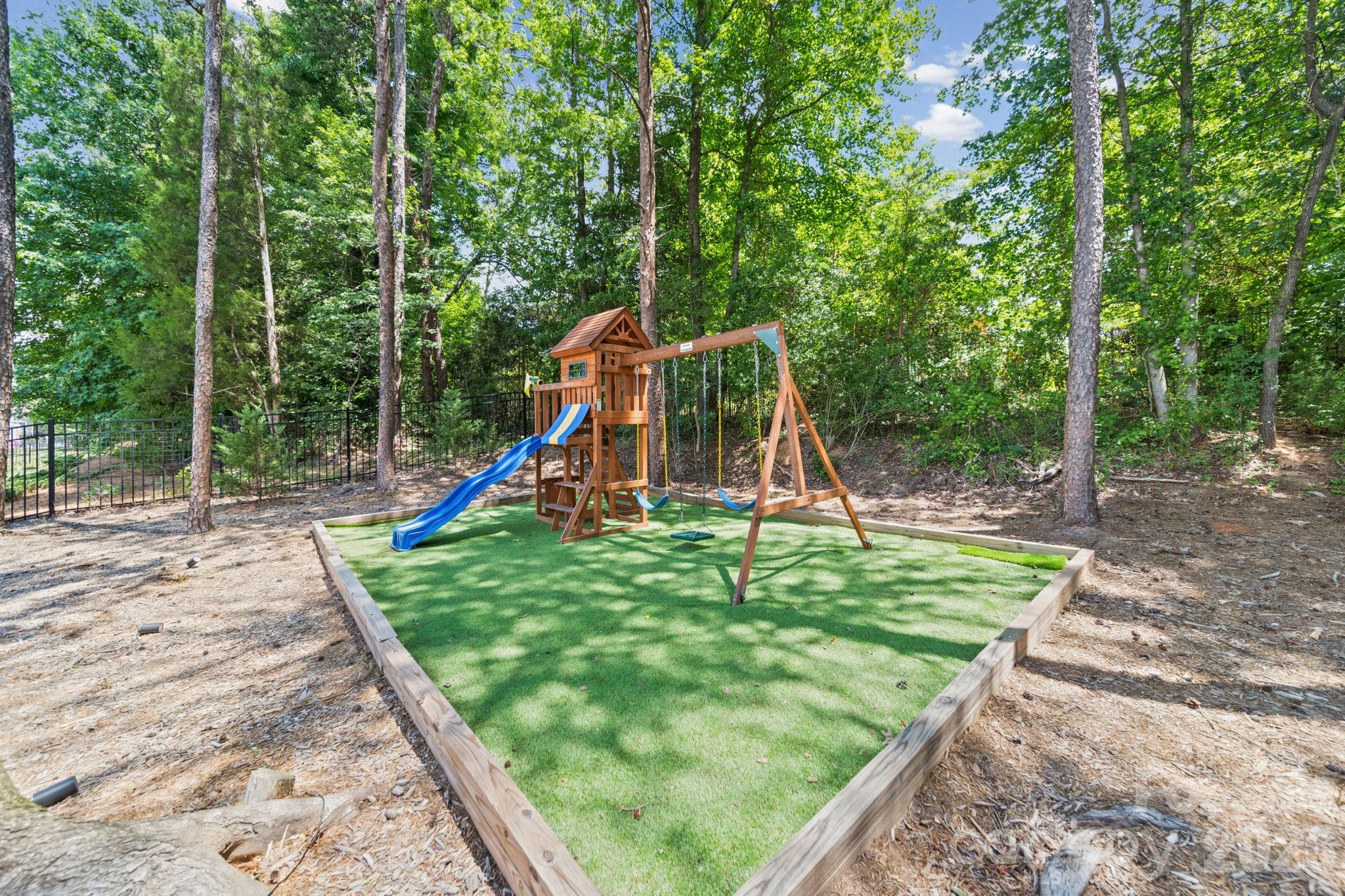 Photo 40 of 163 Monteray Oaks Circle, Fort Mill, SC