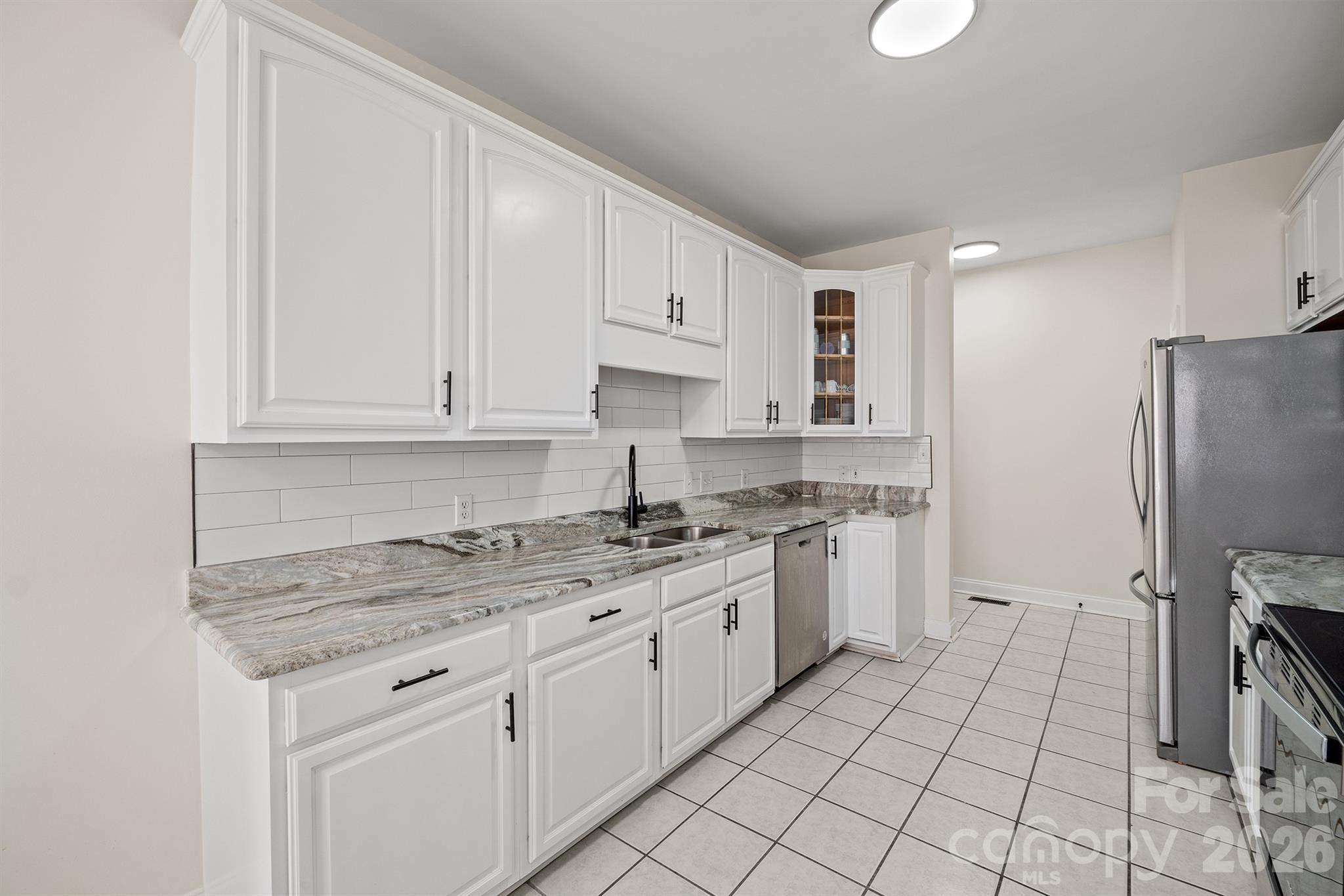 Photo 4 of 111 Birkdale Drive, Salisbury, NC