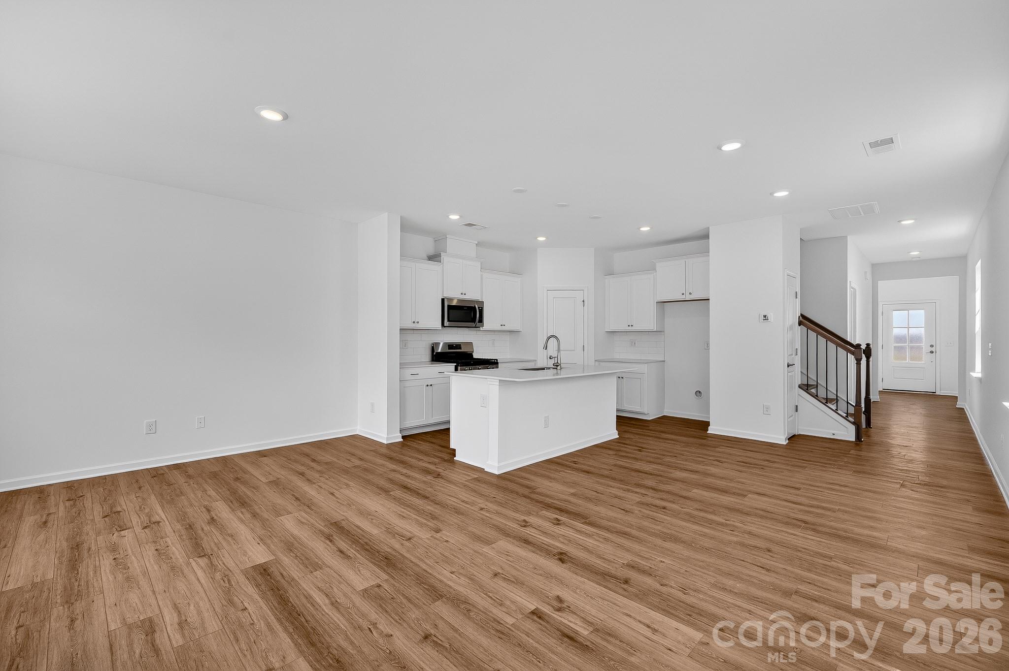 Photo 4 of 8113 Old Dowd Road190, Charlotte, NC