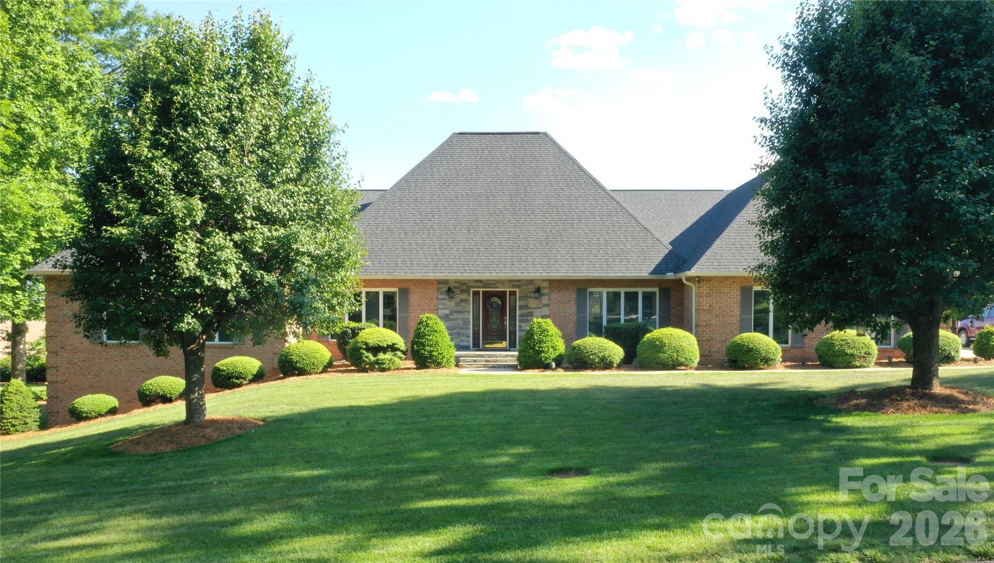 3493 Duck Pond Drive NE, Conover, NC