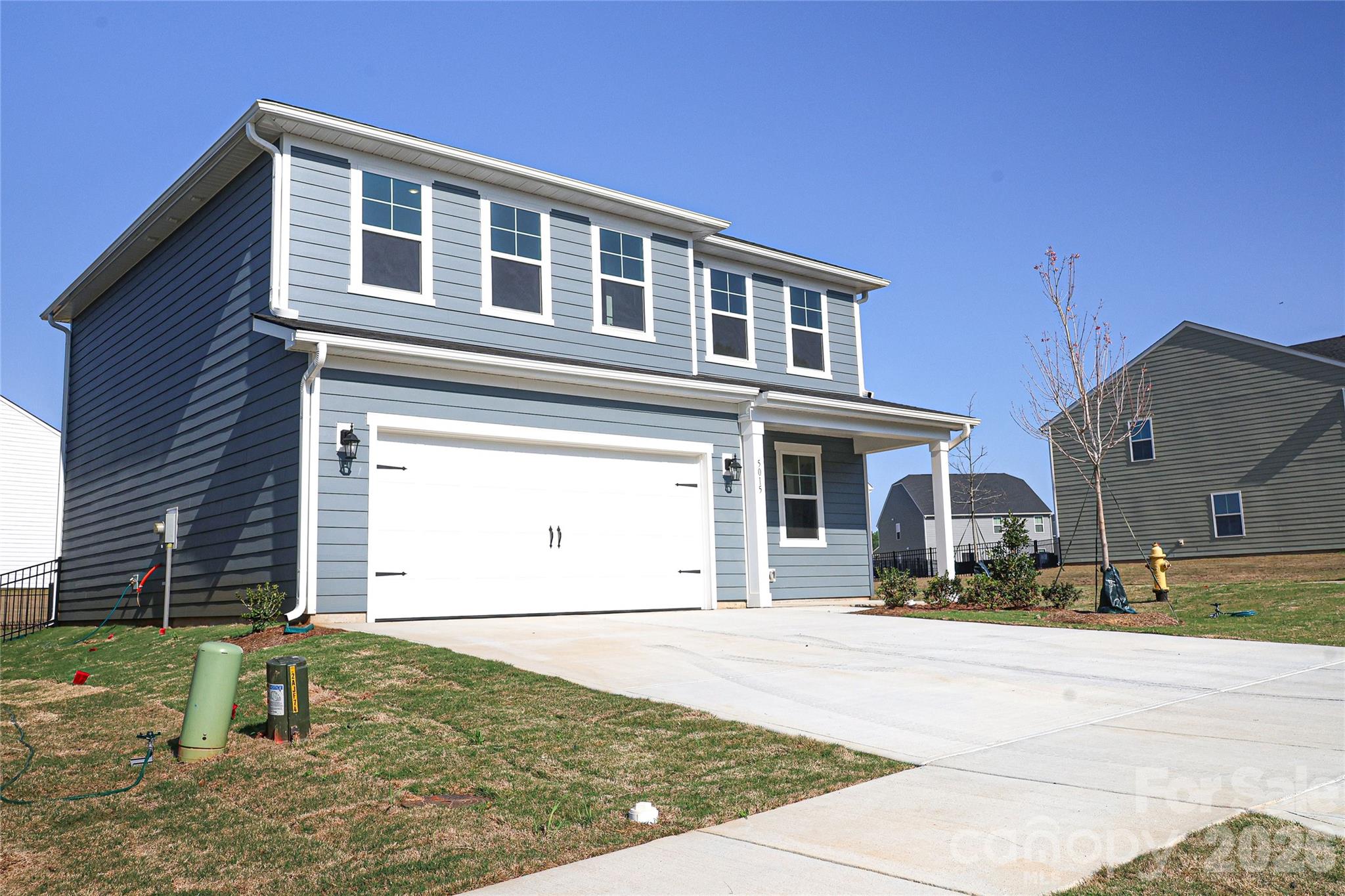 Photo 2 of 5015 TWIN RIVER Drive, Denver, NC