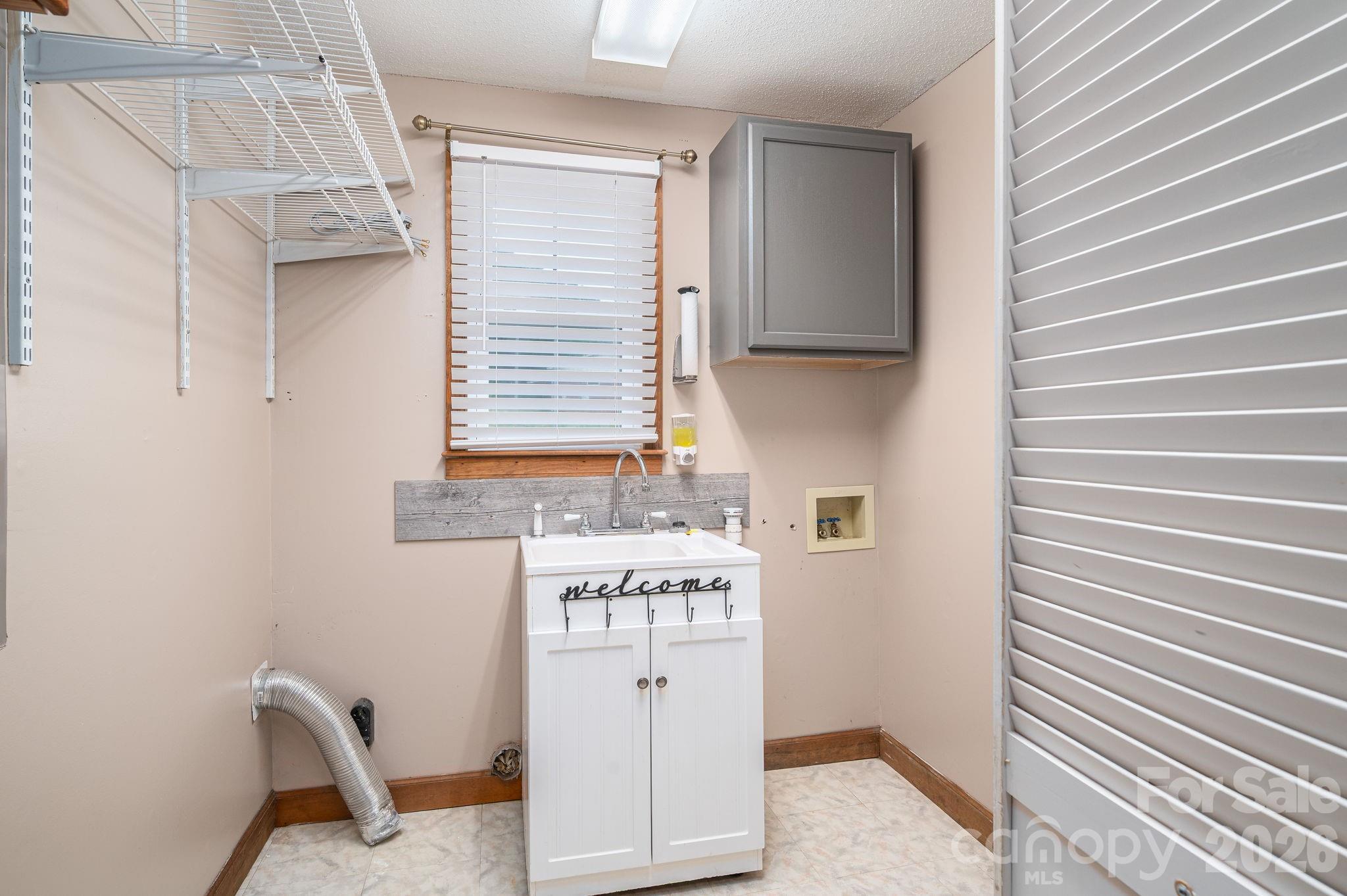 5519 Dallas High Shoals Highway, Dallas, NC - photo 20 of 38