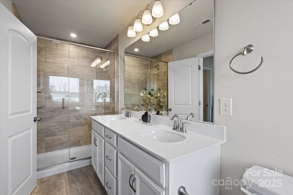 Photo 17 of 9042 Northfield Crossing Drive, Charlotte, NC