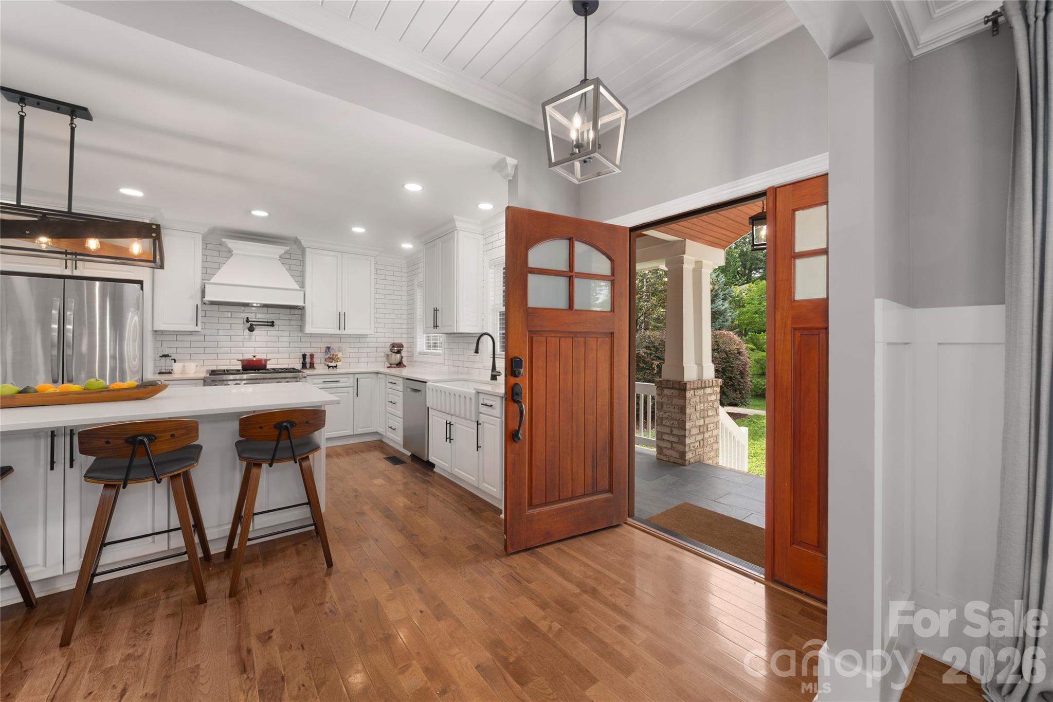 Photo 10 of 1921 Cumberland Avenue, Charlotte, NC