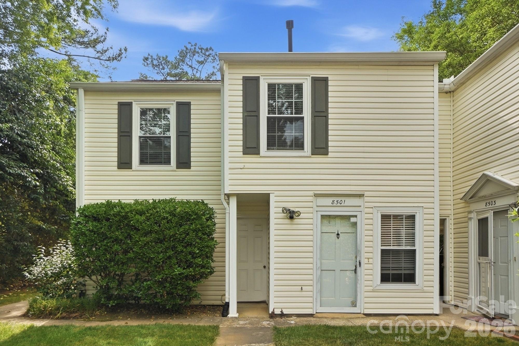 Photo 4 of 8501 Pine Thicket Court, Charlotte, NC