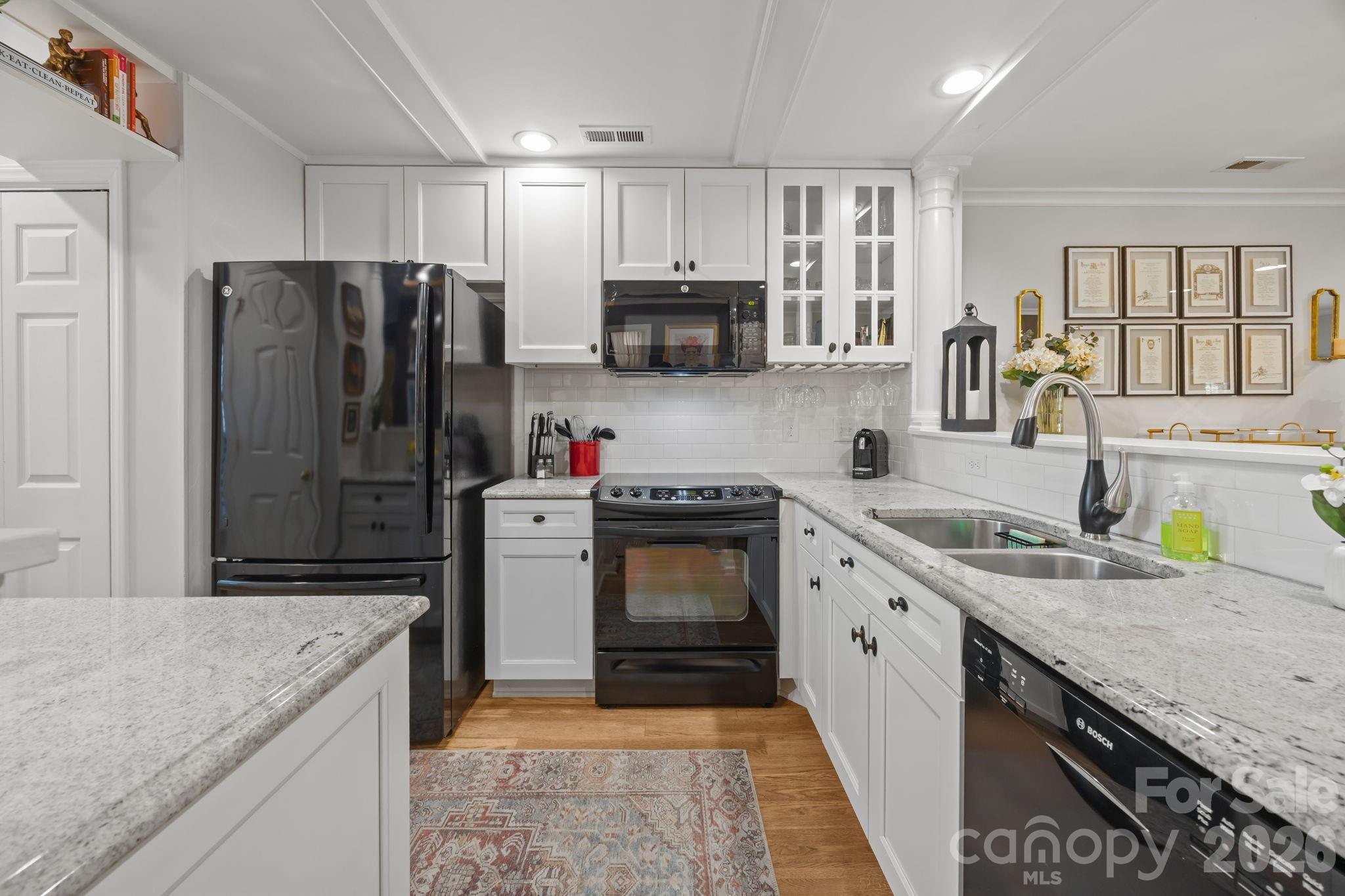 Photo 7 of 222 Queens Road58, Charlotte, NC