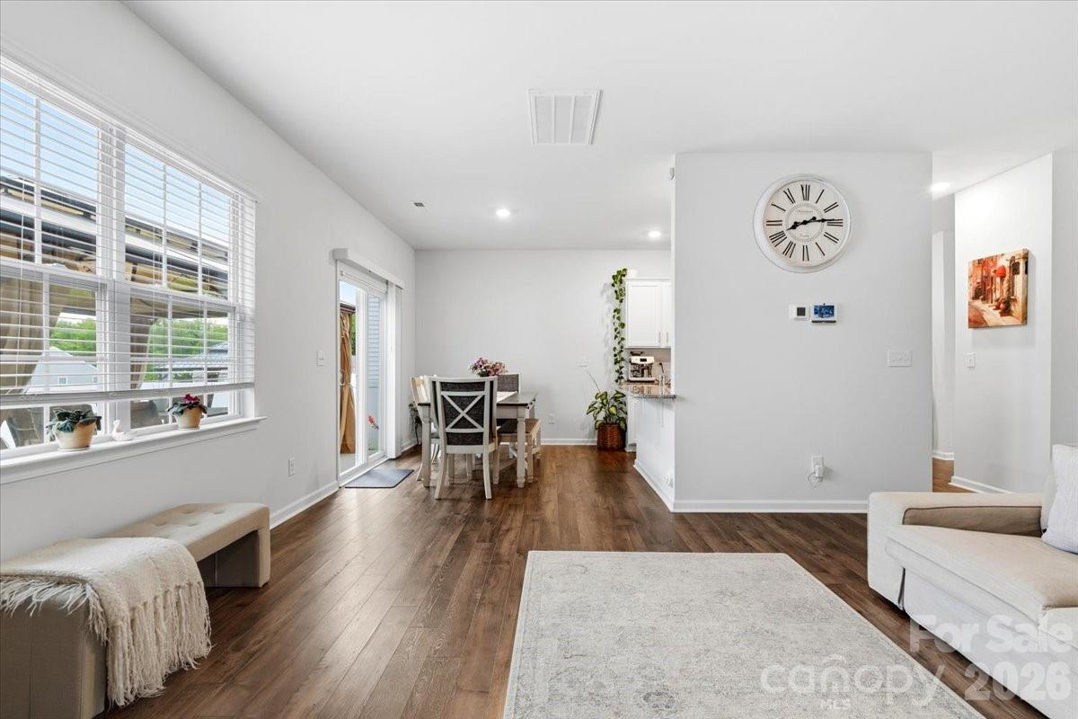 Photo 10 of 8022 Rowling Drive, Charlotte, NC