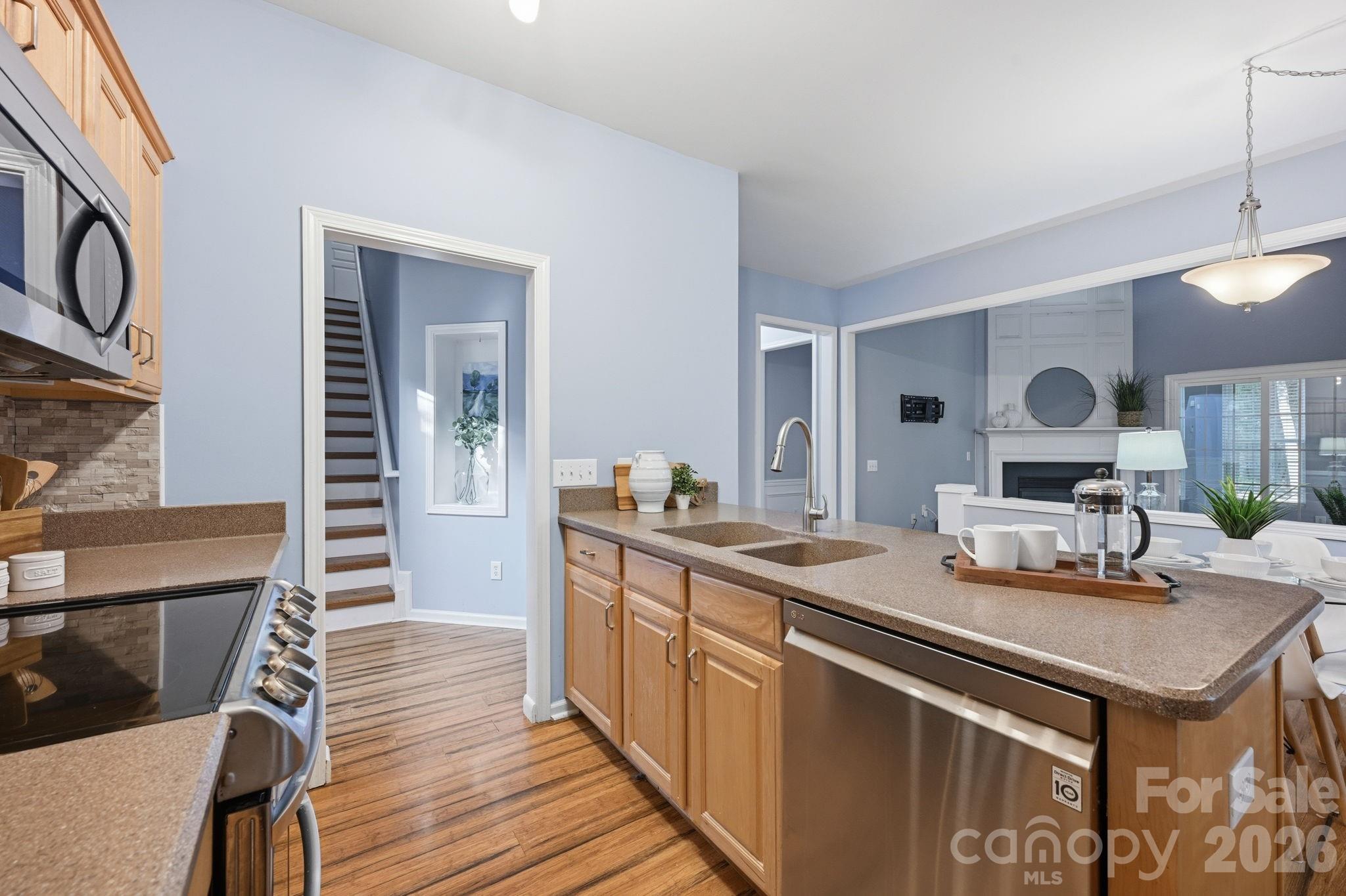 Photo 7 of 9420 Kestral Ridge Drive, Charlotte, NC