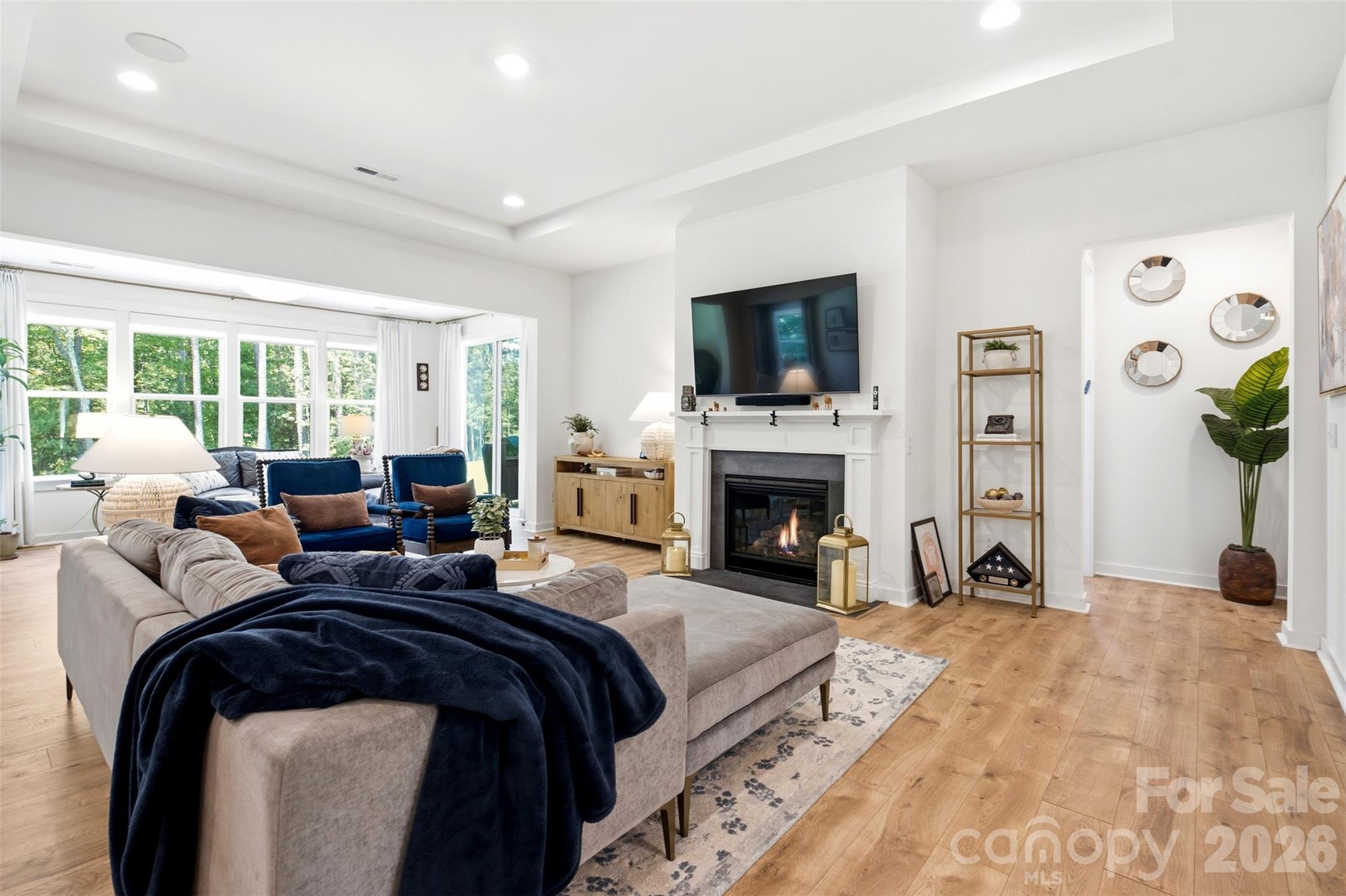 Photo 10 of 15611 Walnut Hill Drive, Charlotte, NC