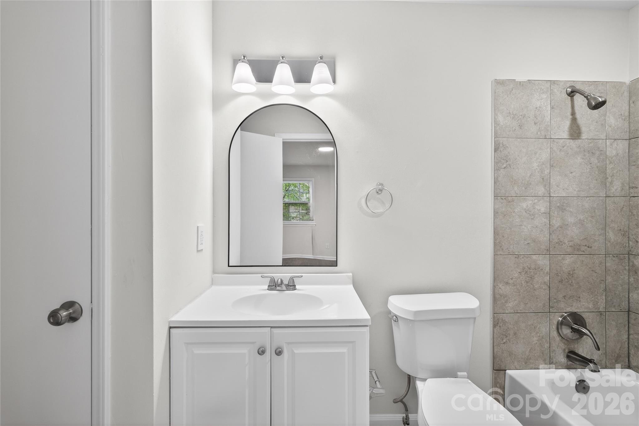 Photo 17 of 5143 Delivau Drive, Charlotte, NC