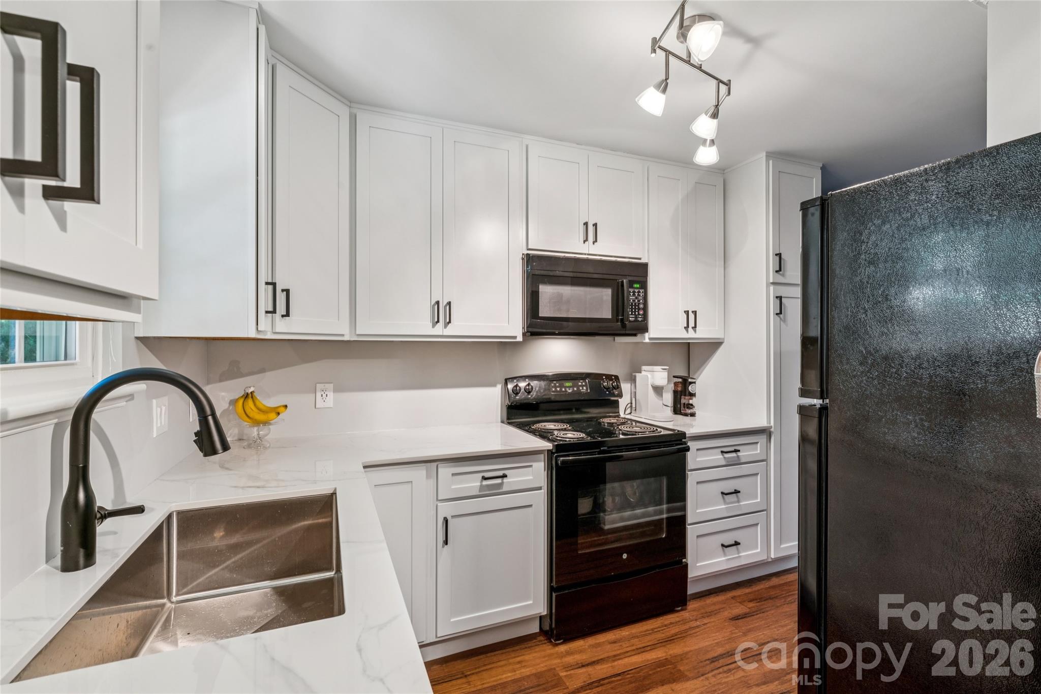 Photo 5 of 3252 Heathstead Place, Charlotte, NC