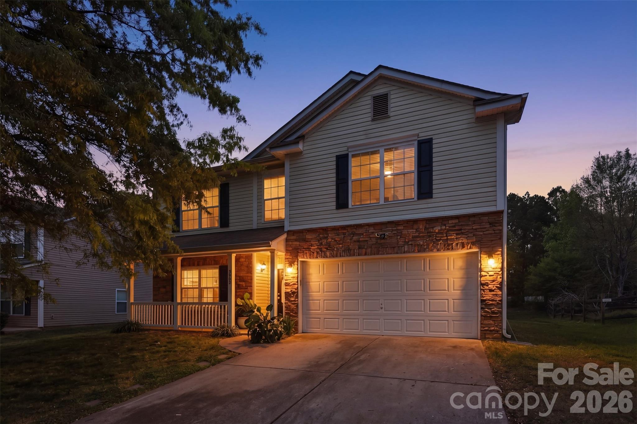 Photo 2 of 3902 Larkhaven Village Drive, Charlotte, NC