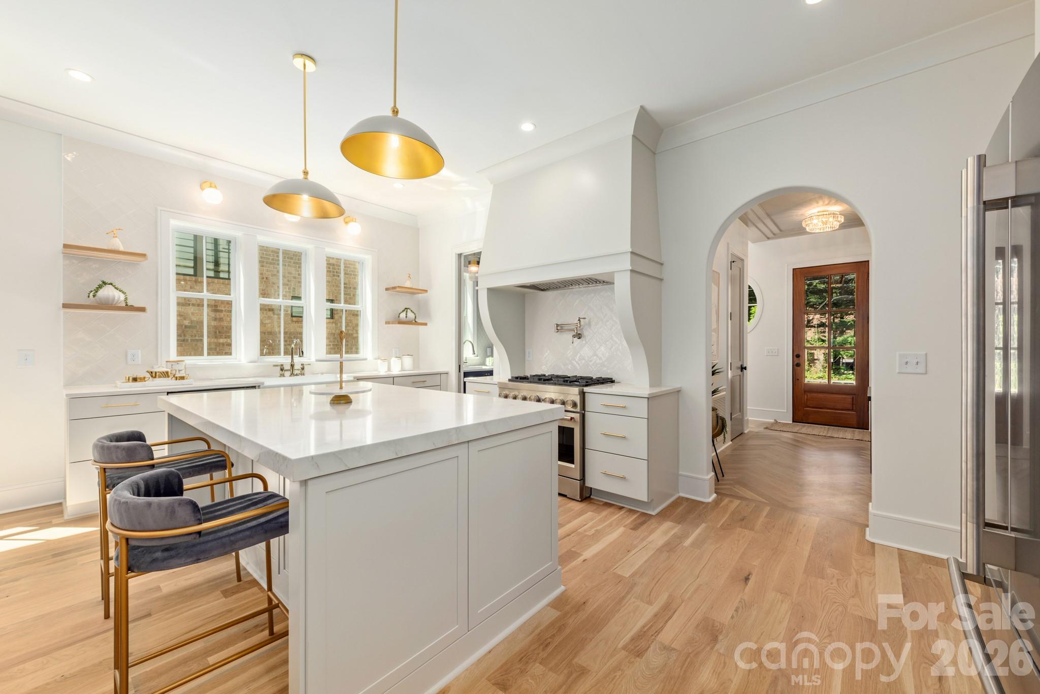 Photo 4 of 4409 Castleton Road, Charlotte, NC
