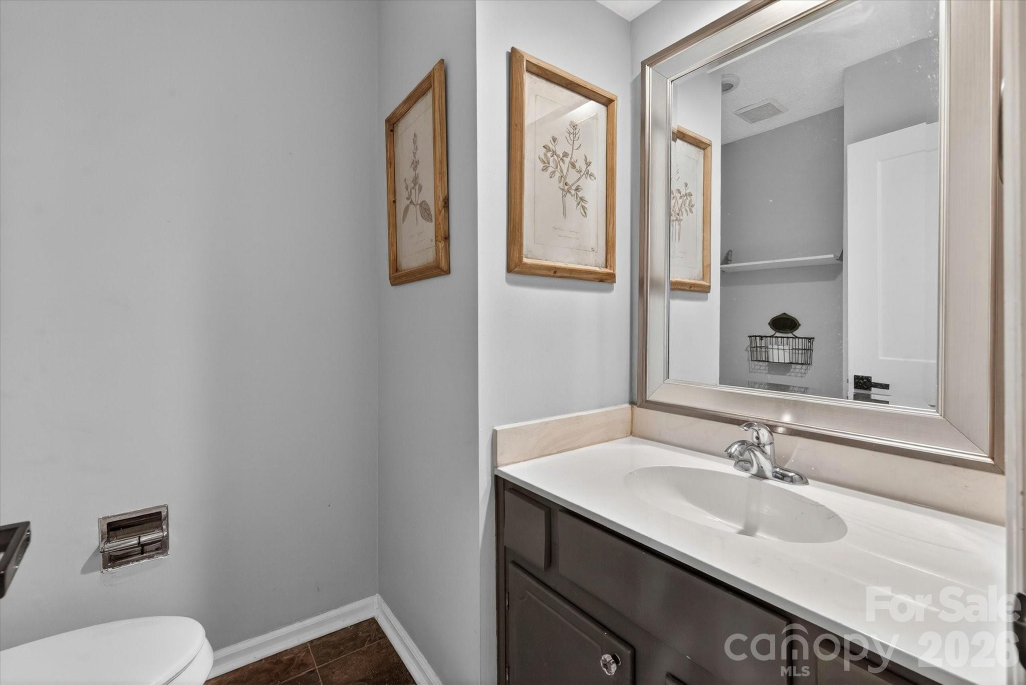 Photo 25 of 7611 Robin Crest Road, Charlotte, NC