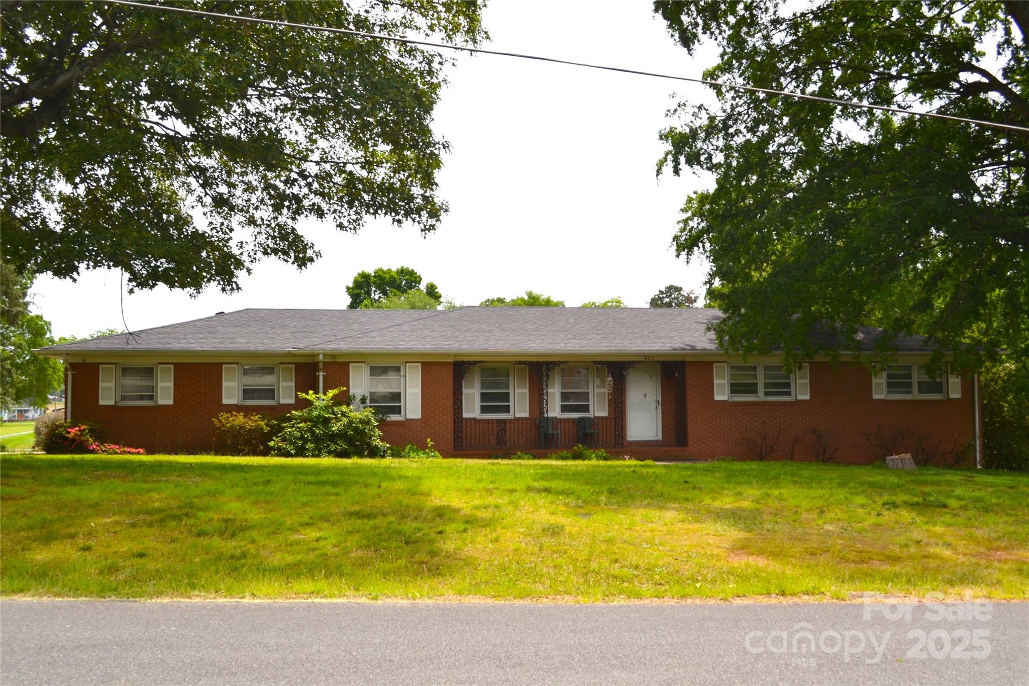 405 Wesley Heights Drive, Albemarle, NC - photo 3 of 42