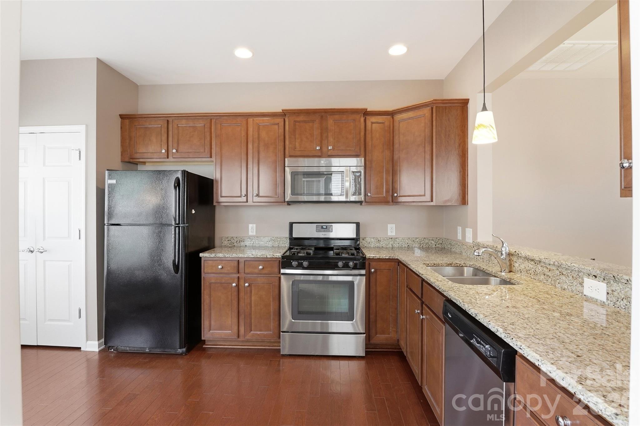 9016 Smokey Hill Lane, Fort Mill, SC - photo 11 of 46