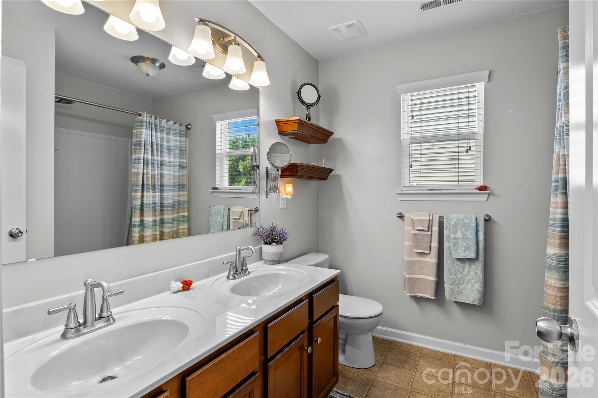 Photo 18 of 10621 Shanon Darby Lane, Charlotte, NC