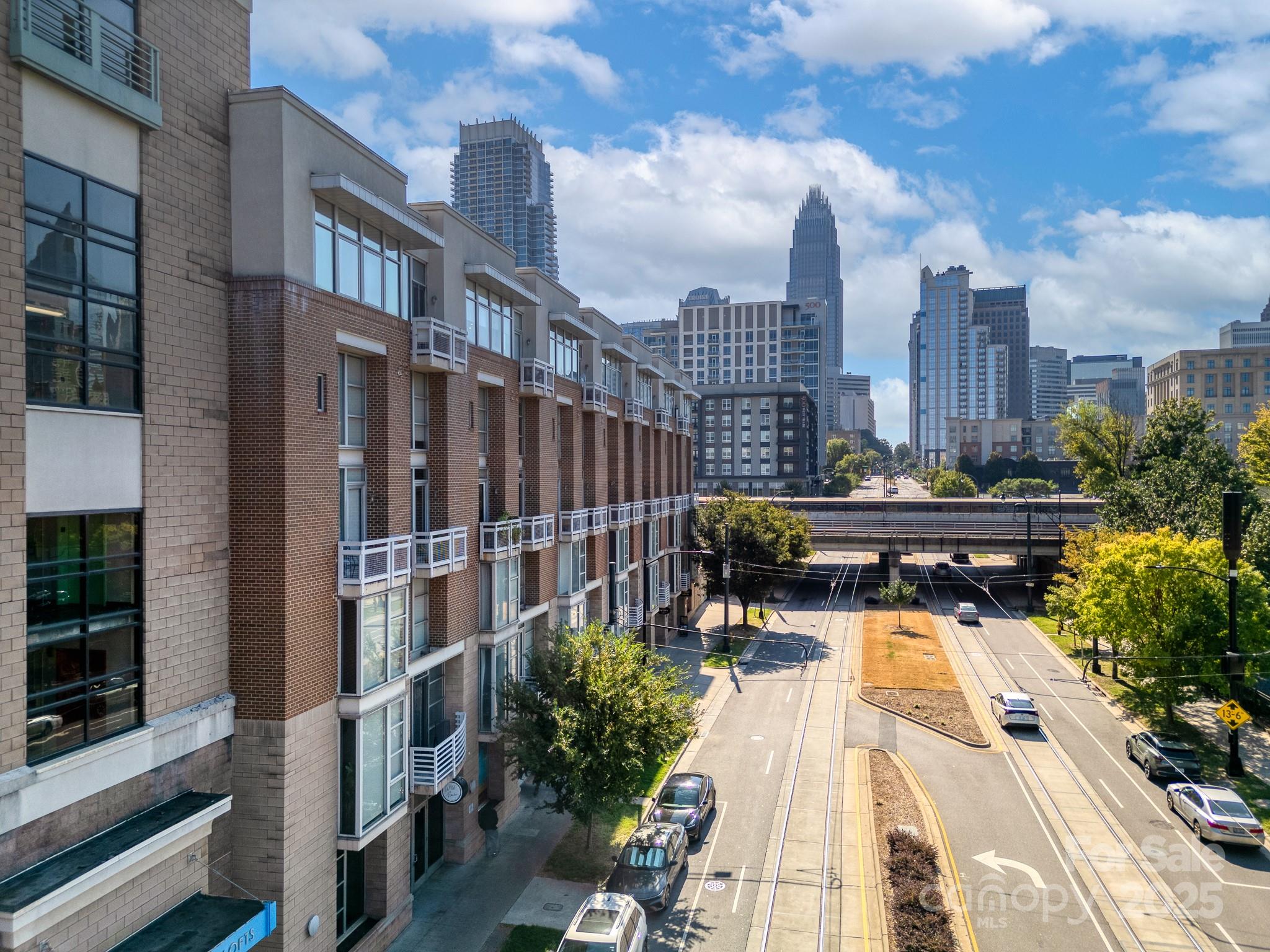 Photo 23 of 710 W Trade Street701, Charlotte, NC