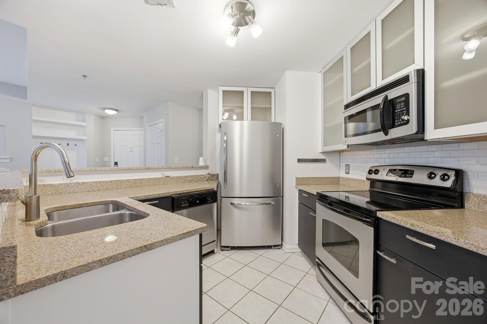 Photo 10 of 509 N Graham Street3F, Charlotte, NC