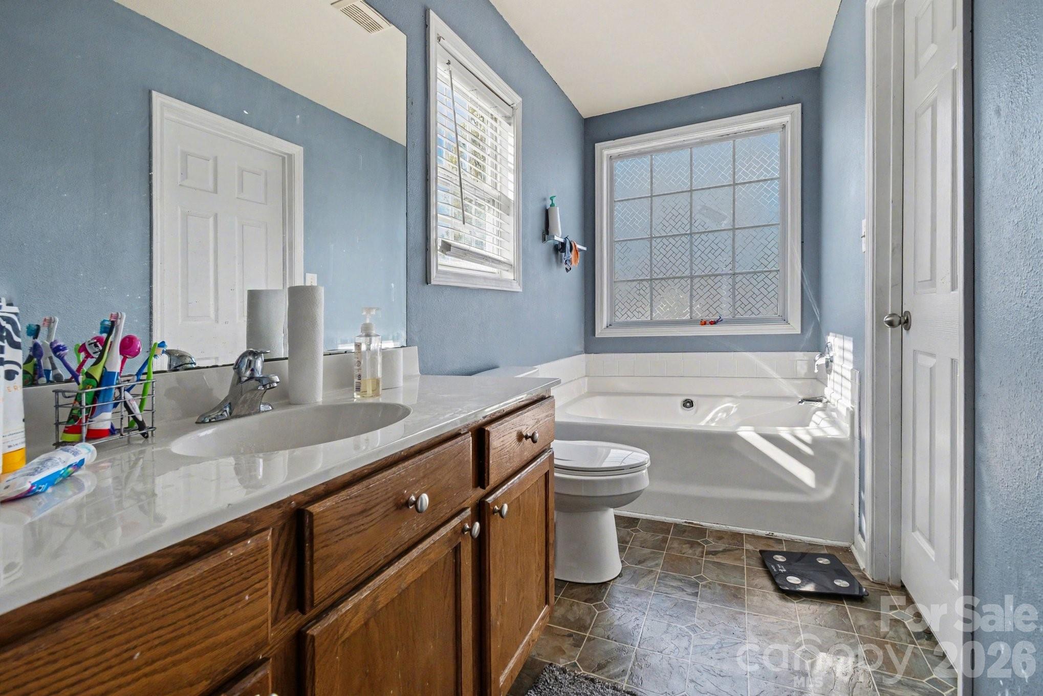 Photo 6 of 1409 Majestic Meadow Drive, Charlotte, NC