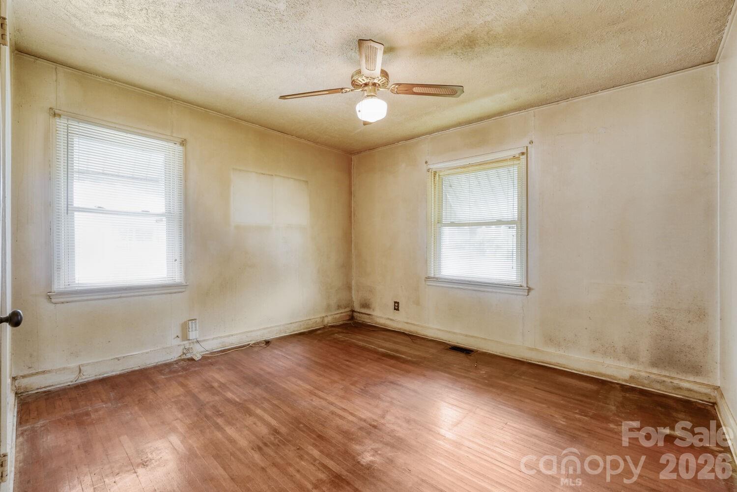 Home for sale at 2316 Edison Street, Charlotte, NC — photo 7 of 11