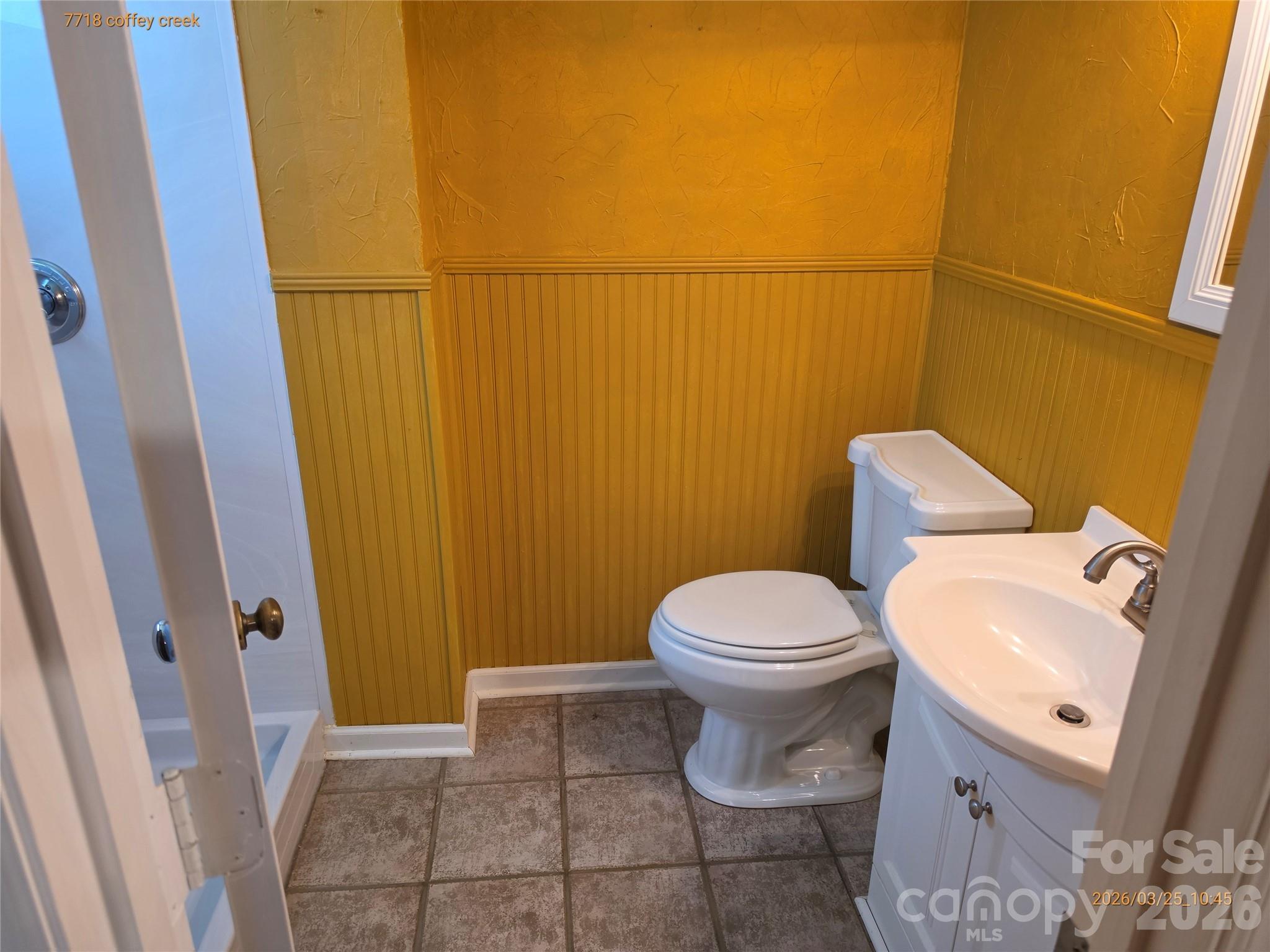 Photo 2 of 7718 Coffey Creek Drive, Charlotte, NC