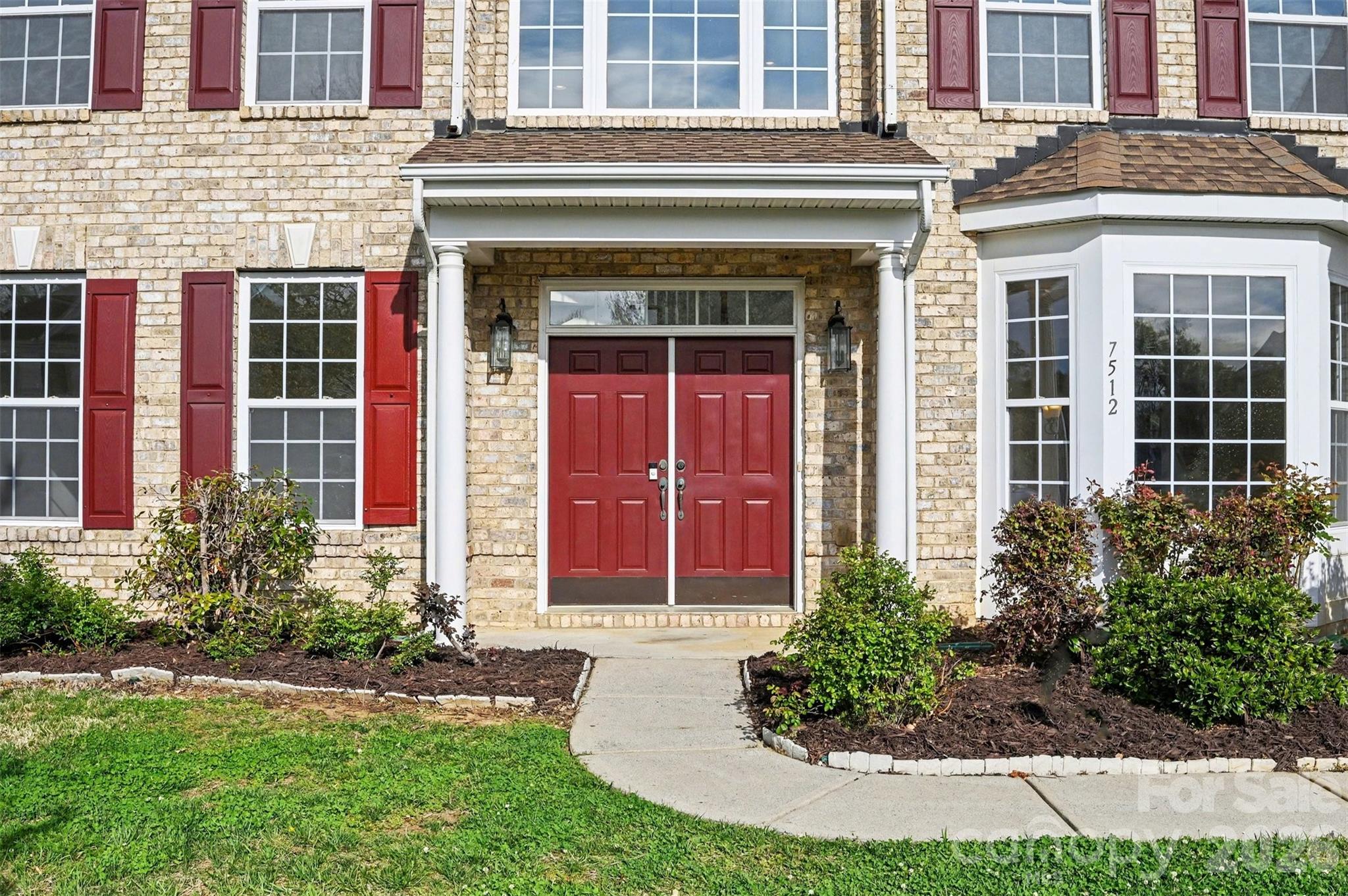 Photo 4 of 7512 Chasewater Drive, Harrisburg, NC