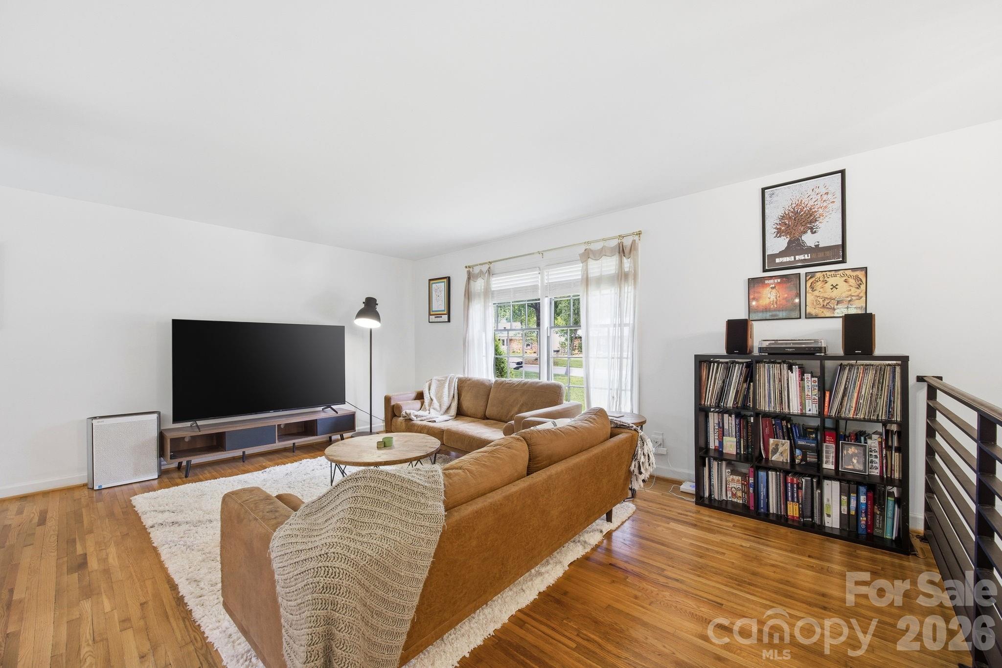 Photo 10 of 1325 Braeburn Road, Charlotte, NC