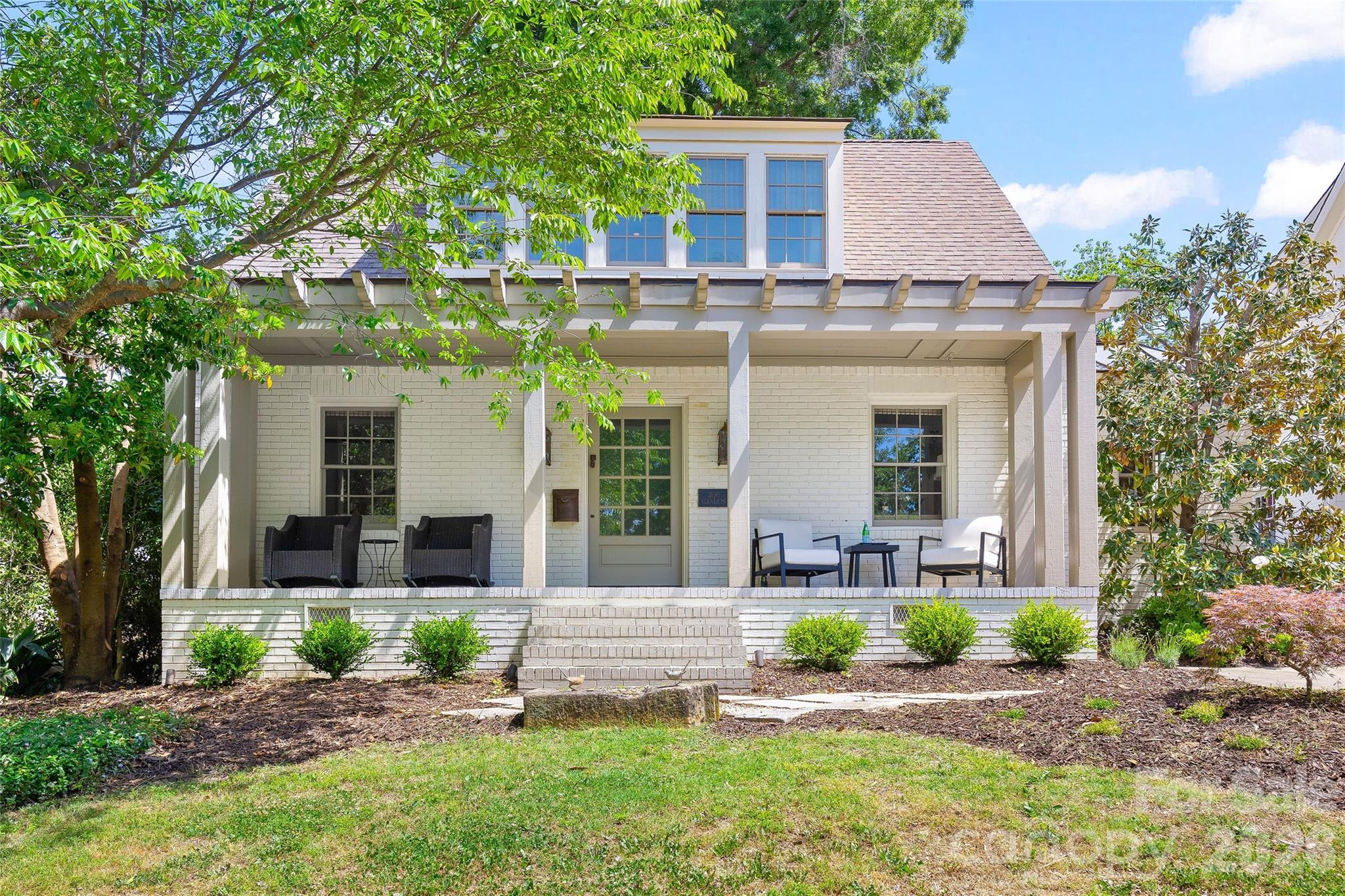 208 Wales Avenue, Charlotte, NC - photo 1 of 33