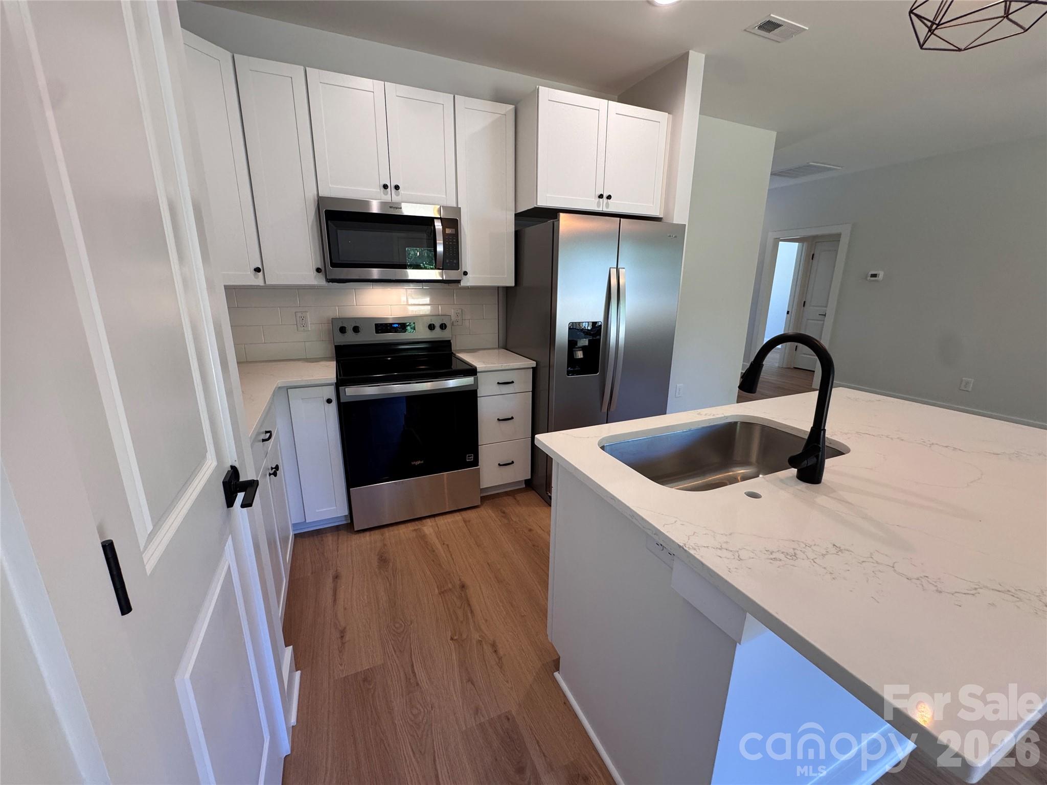 Photo 4 of 405 N Firestone Street, Gastonia, NC