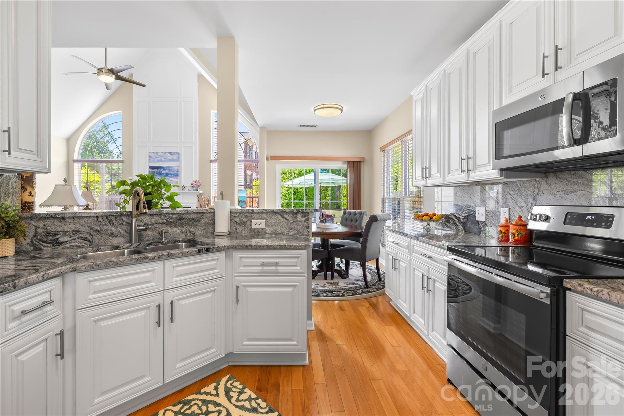 Photo 6 of 8719 Fieldcroft Drive, Charlotte, NC