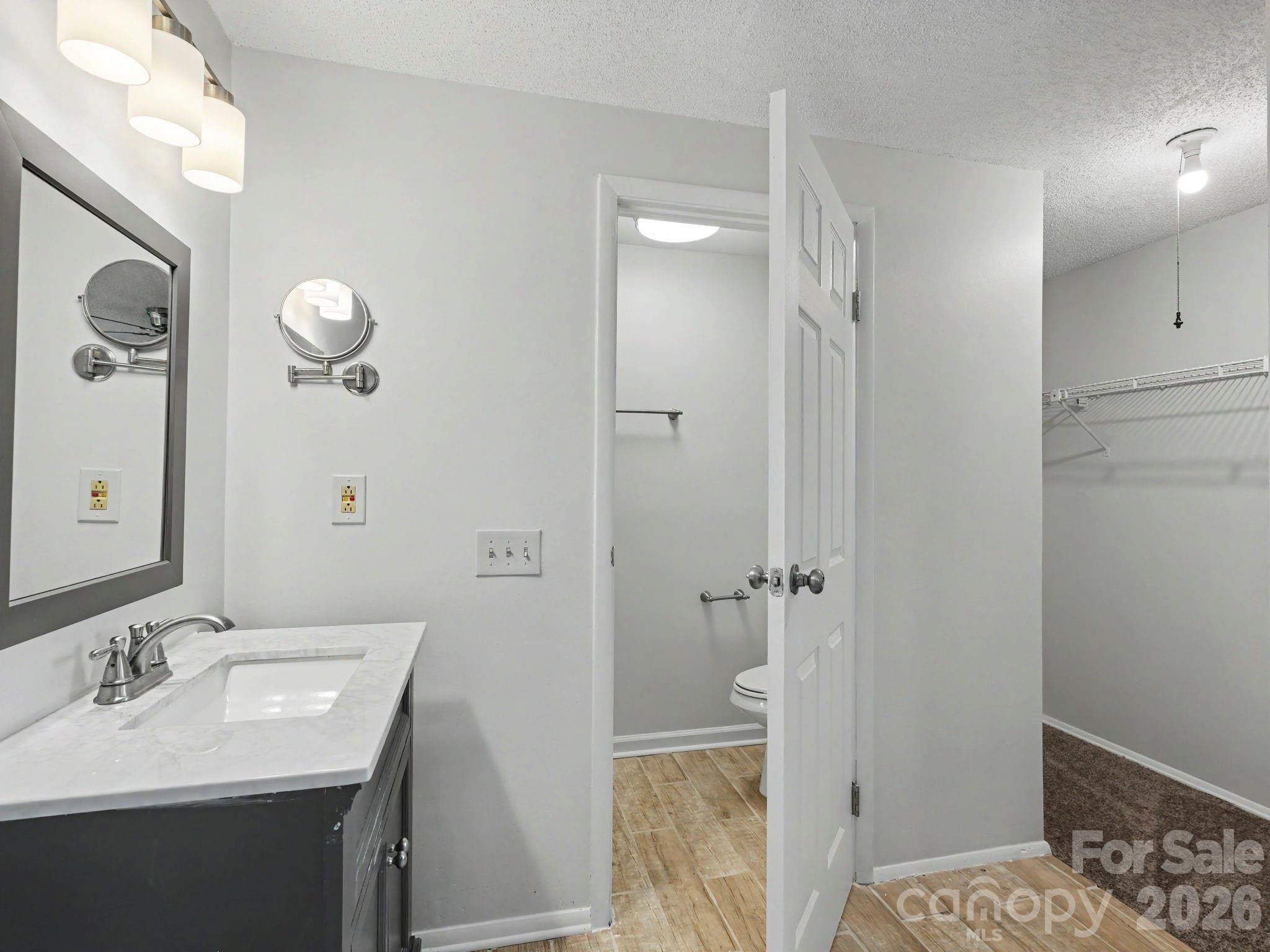 Photo 15 of 9416 Lexington Circle, Charlotte, NC