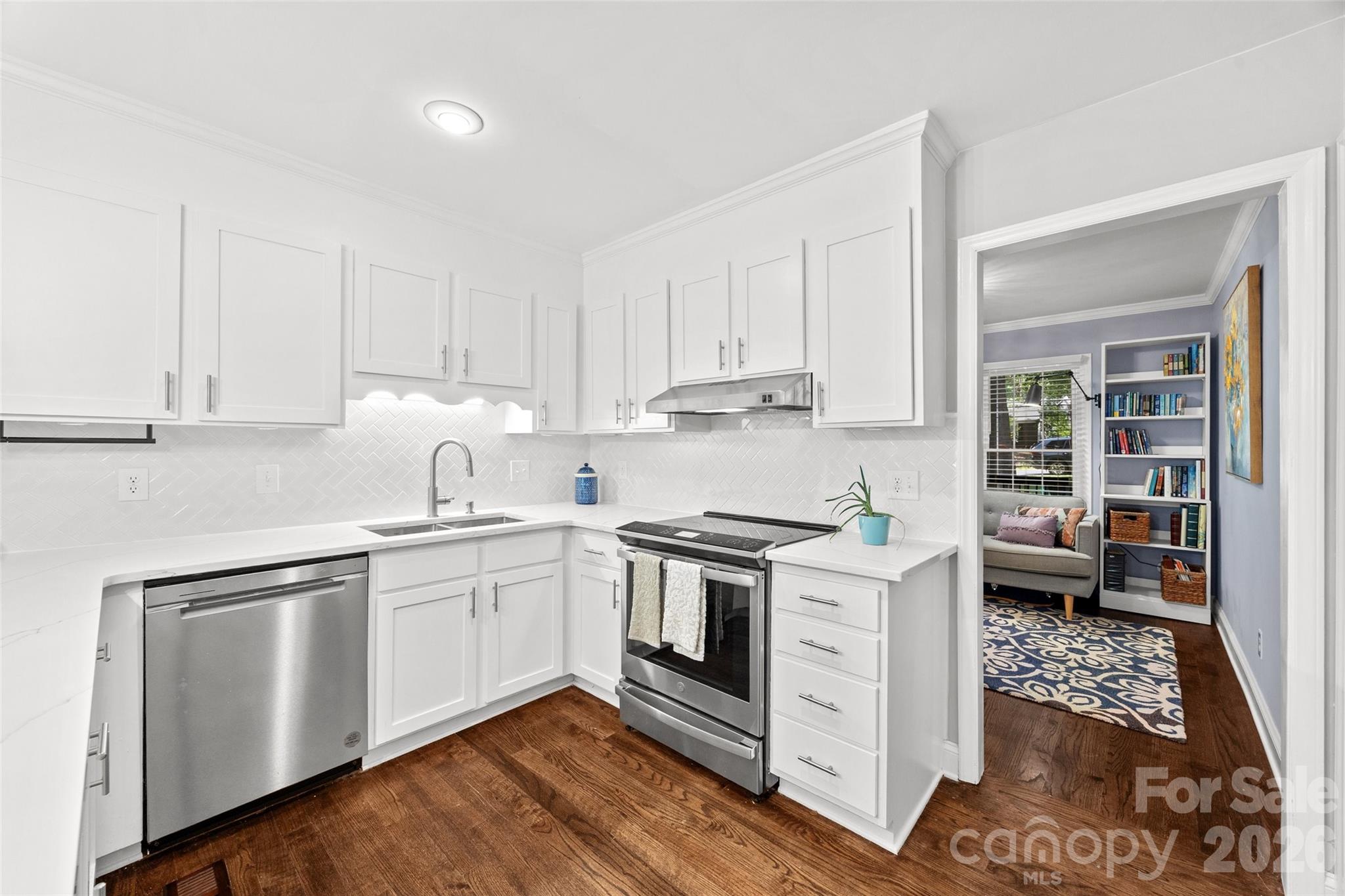 Photo 10 of 10924 Pampas Circle, Charlotte, NC