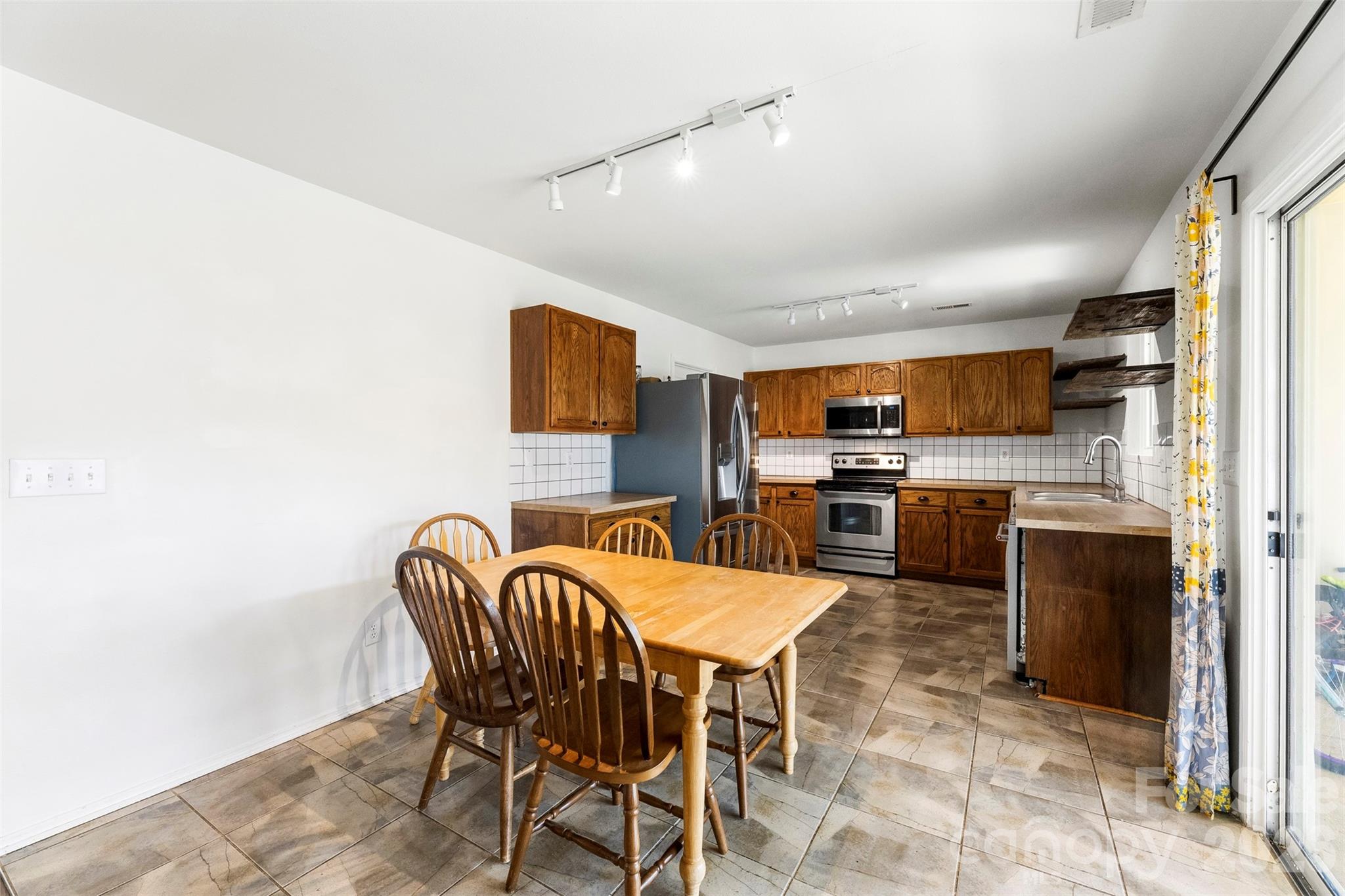 Photo 10 of 9610 Duxford Lane, Charlotte, NC