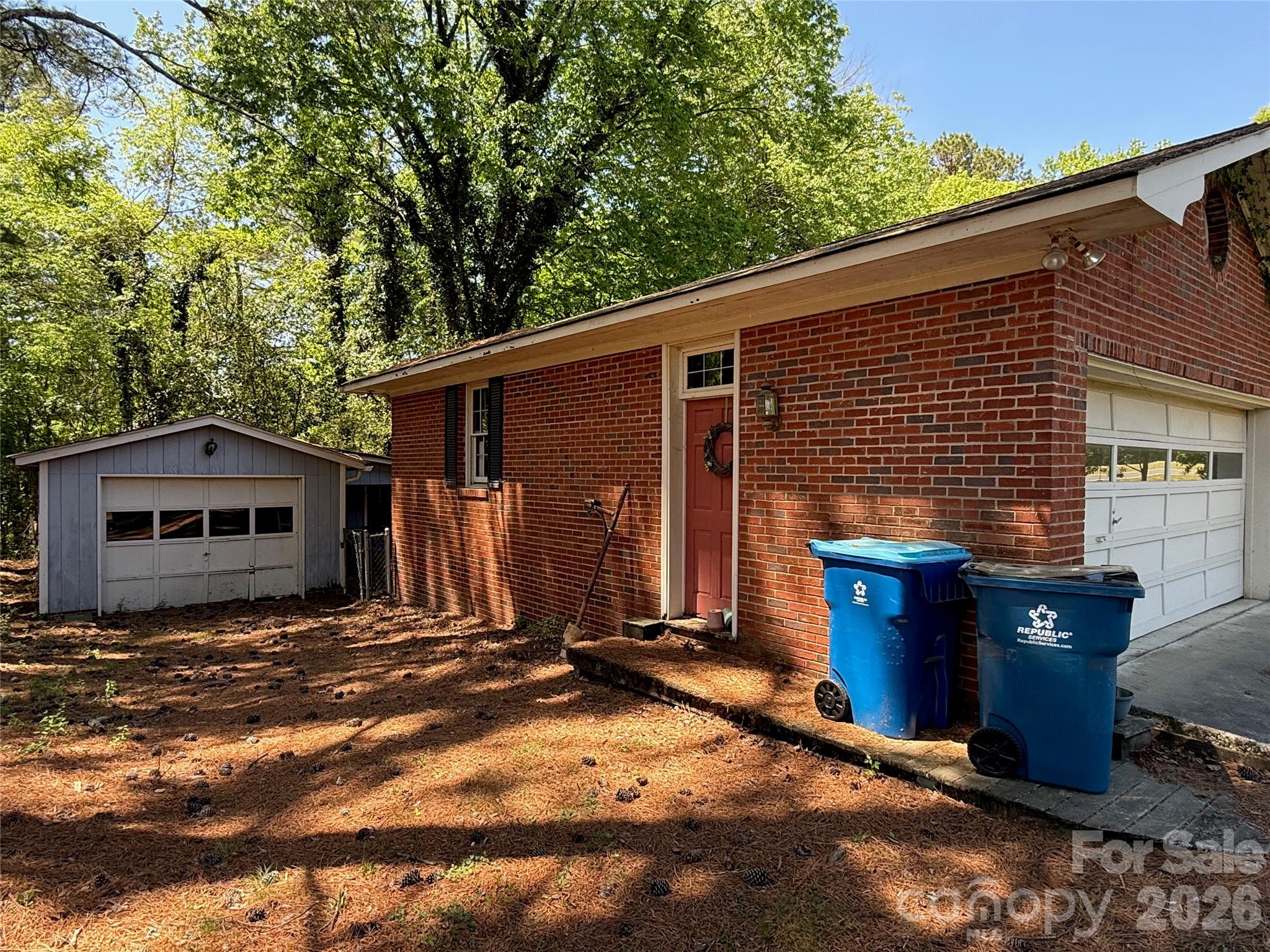 Photo 4 of 714 Crestmont Drive SE, Concord, NC