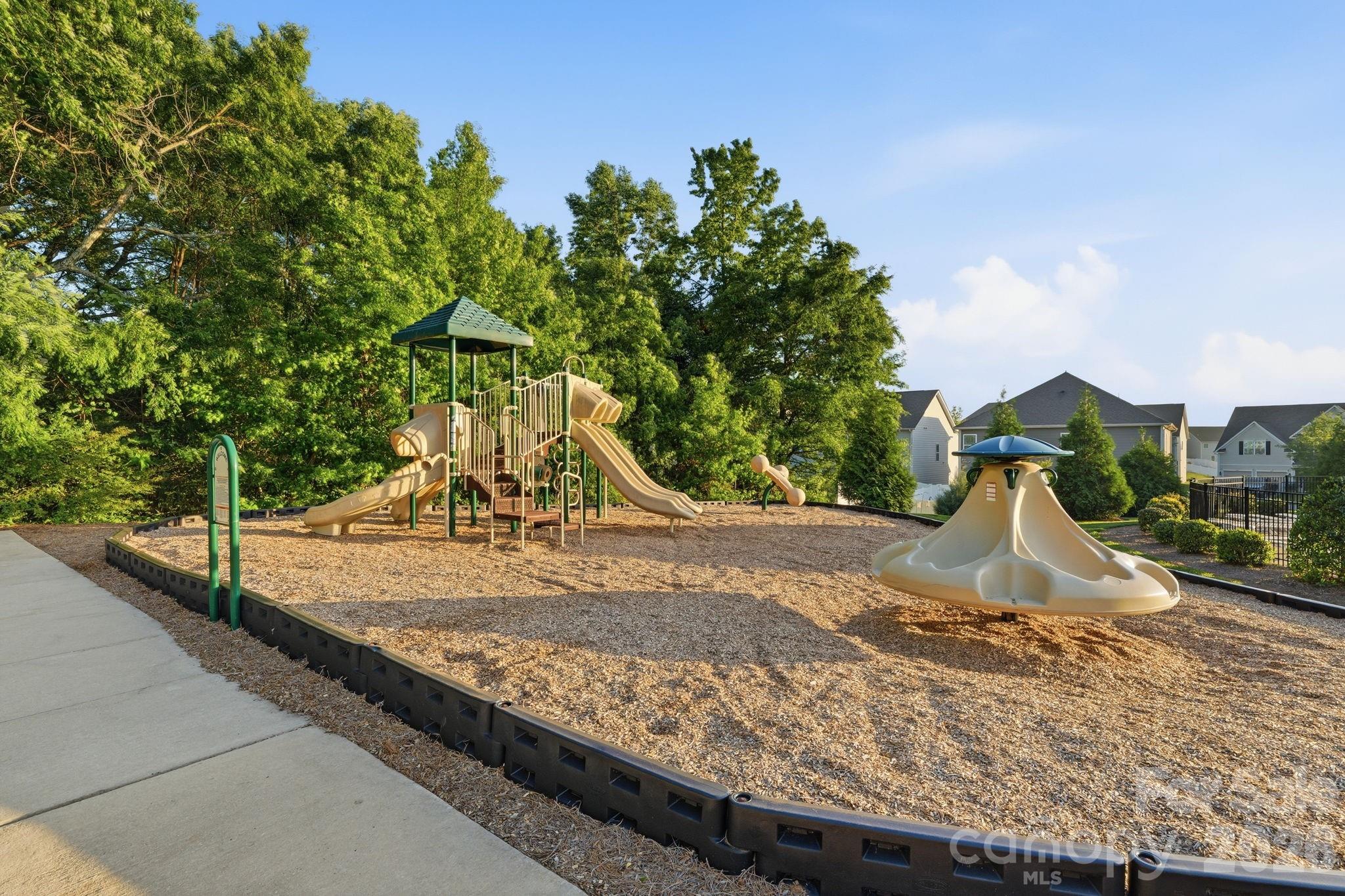 108 W Northstone Road, Mooresville, NC - photo 45 of 49